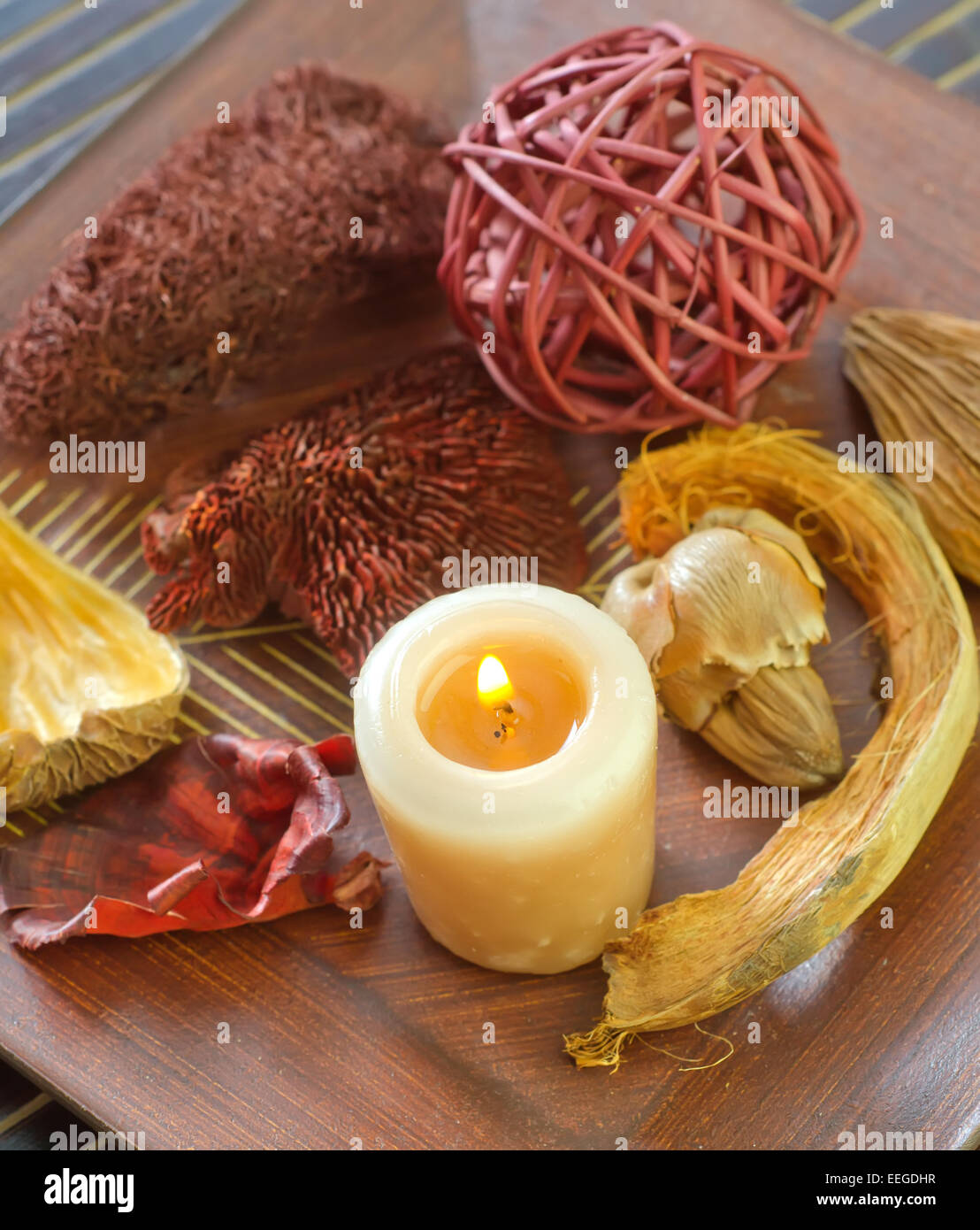 Spa loofah towel candle hi-res stock photography and images - Alamy
