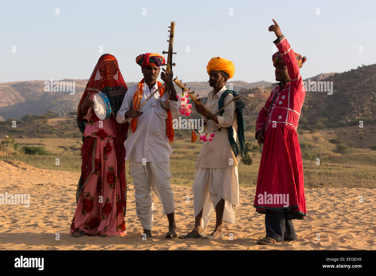 Rajasthani musical instruments hi-res stock photography and images - Alamy