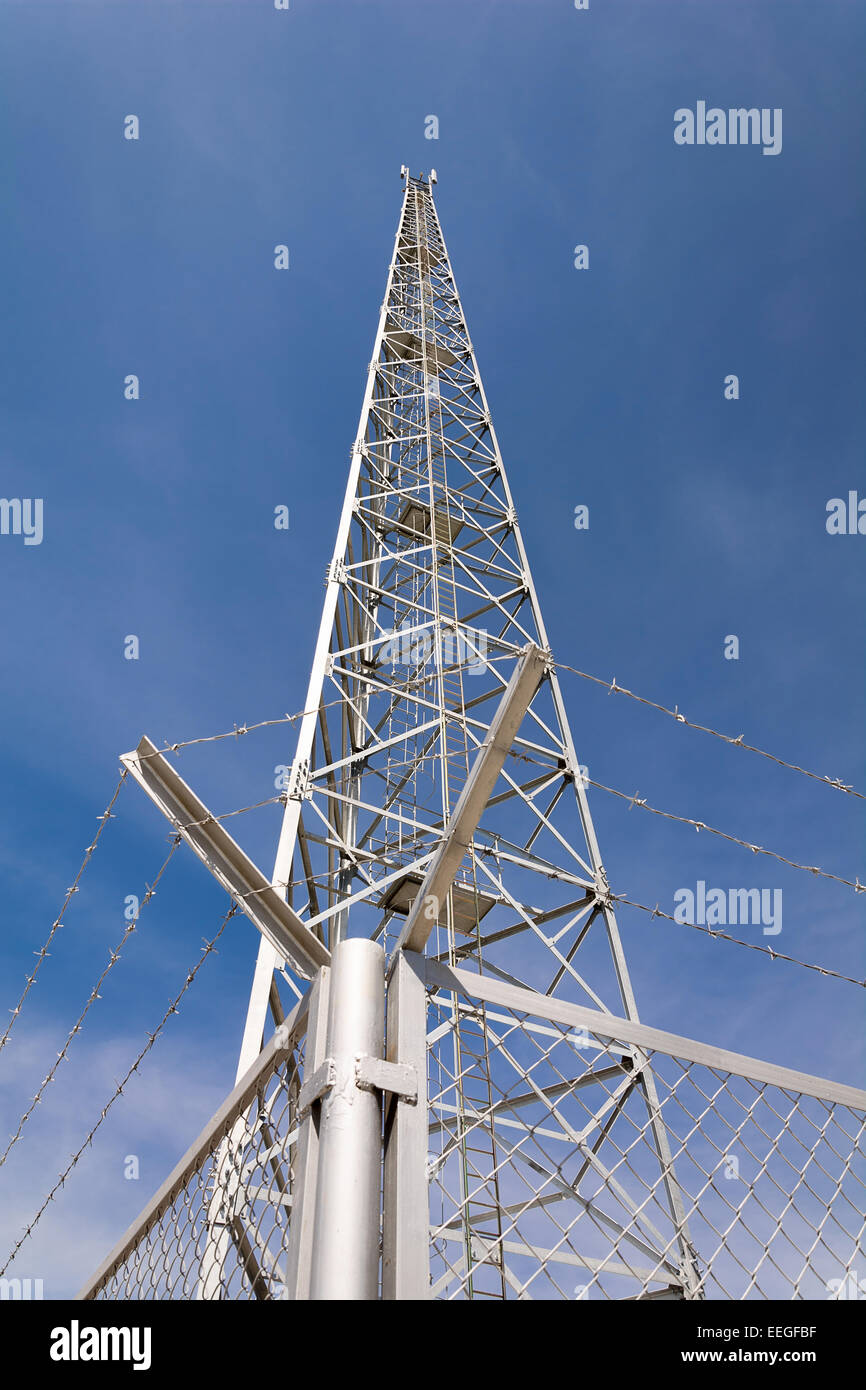 Communications tower with radio, phone transmitters and receivers Stock Photo - Alamy