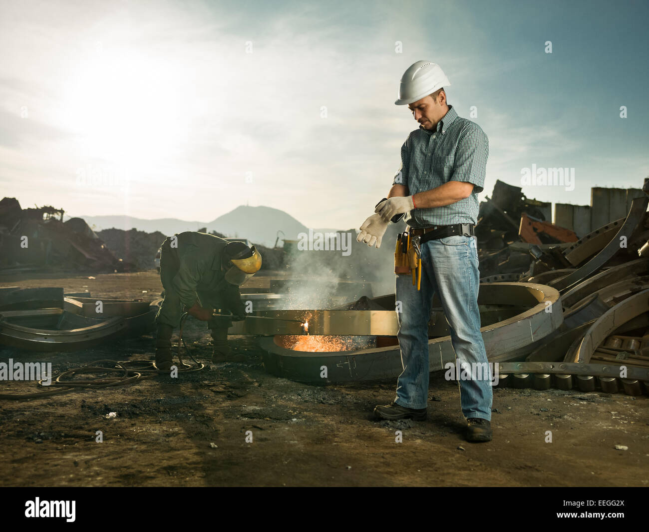 Engineer and welding hi-res stock photography and images - Alamy