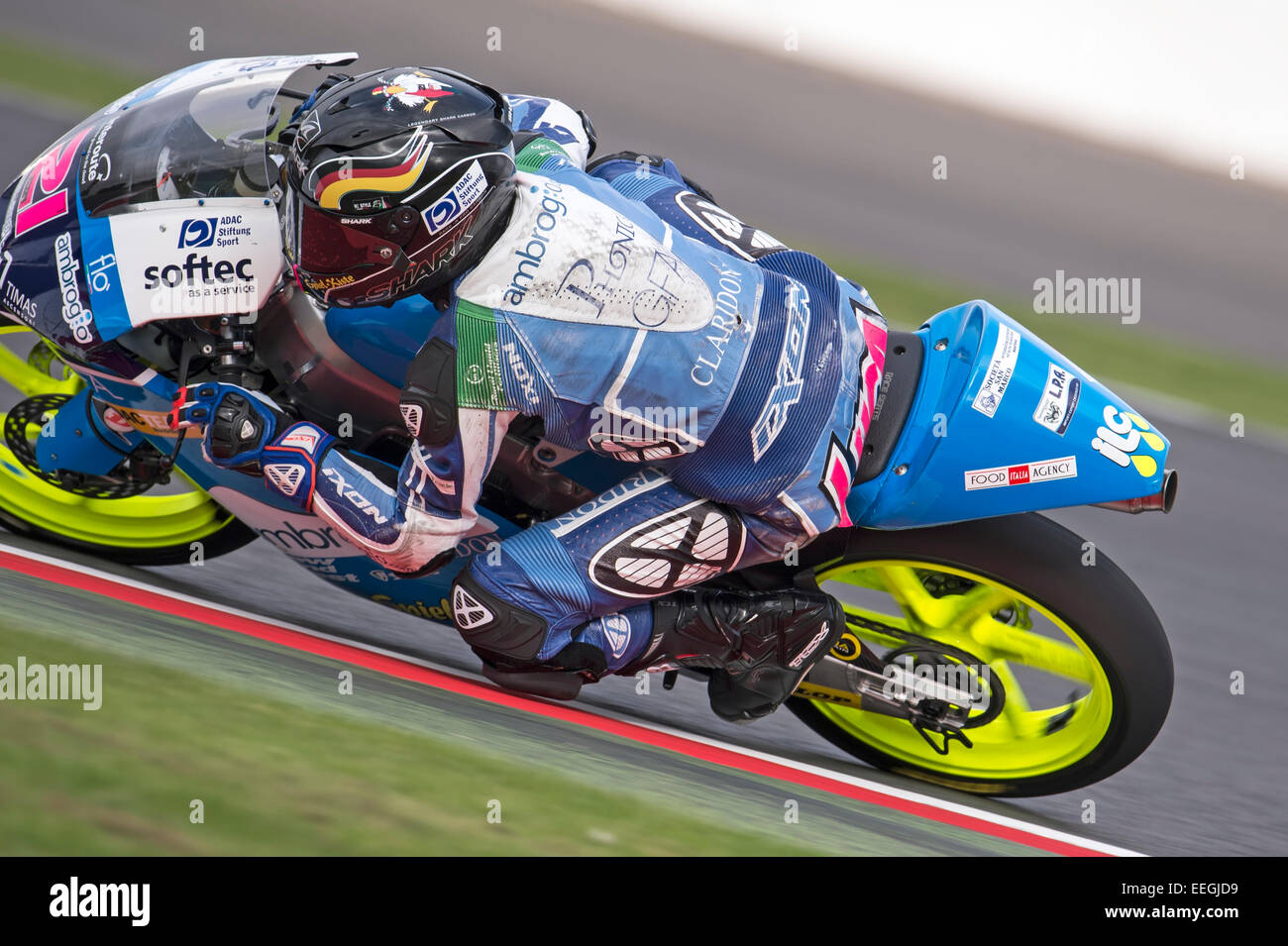 Motorcycle rider with his knee down in a corner hi-res stock photography and images - Alamy