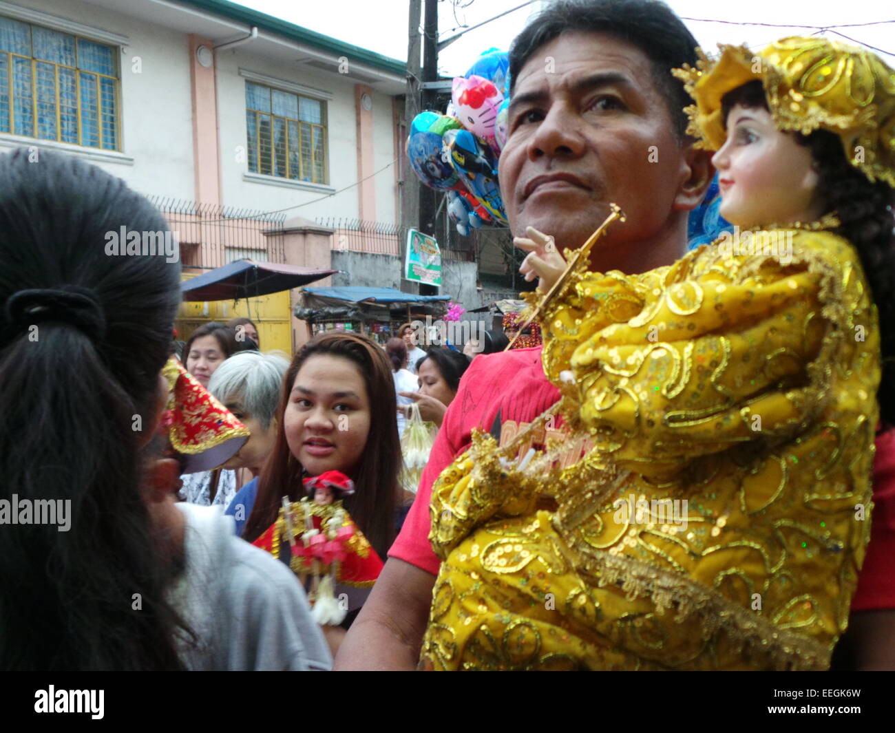 Tondo, Philippines. 18th Jan, 2015. Before going to Pope Francis' Holy ...