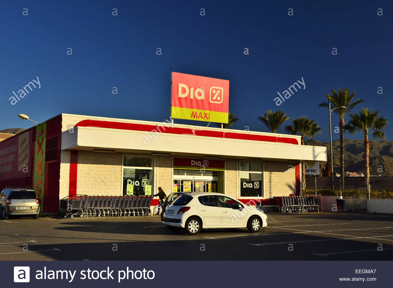 Dia Shop High Resolution Stock Photography and Images - Alamy