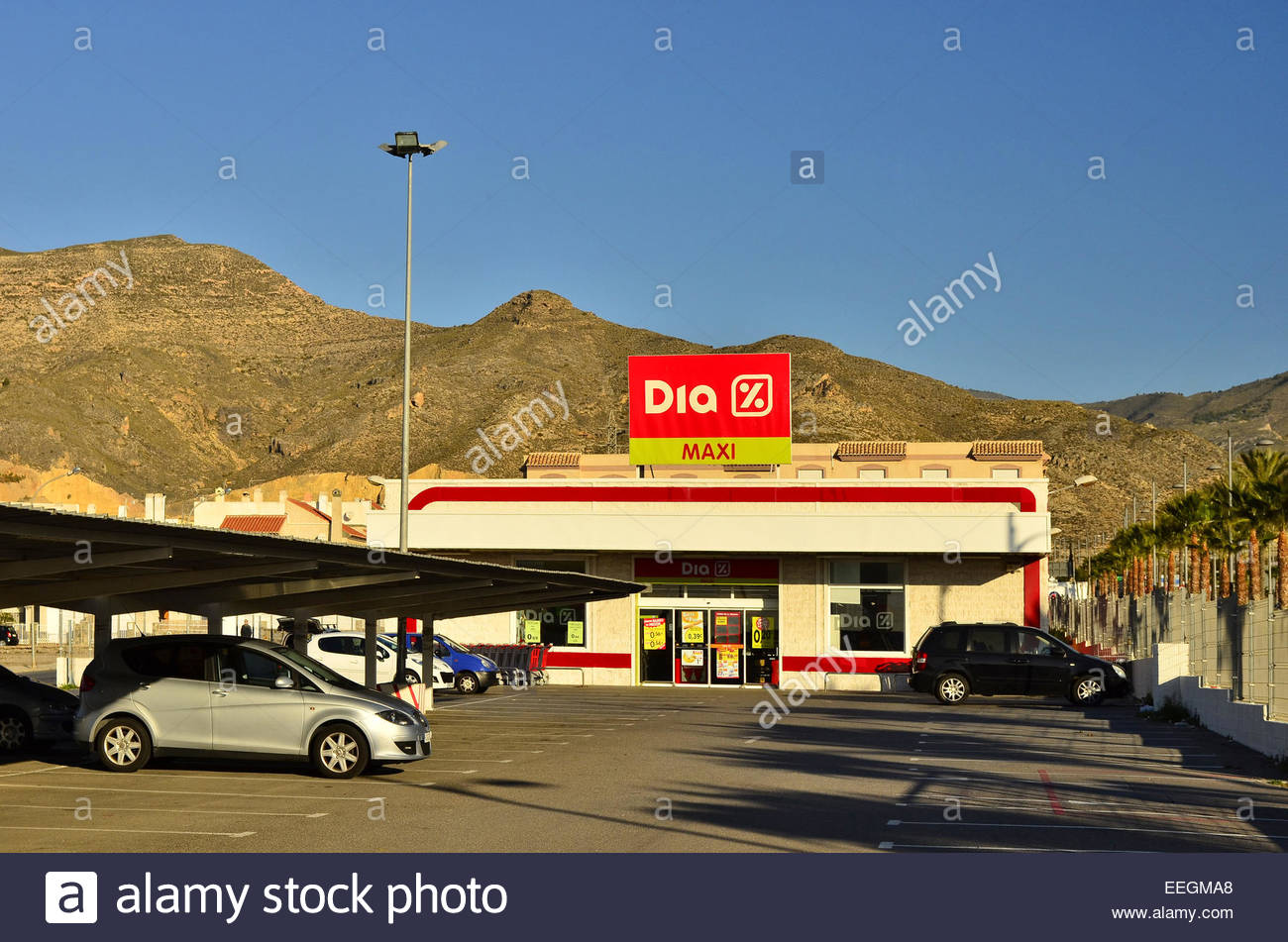 Dia Shop High Resolution Stock Photography and Images - Alamy
