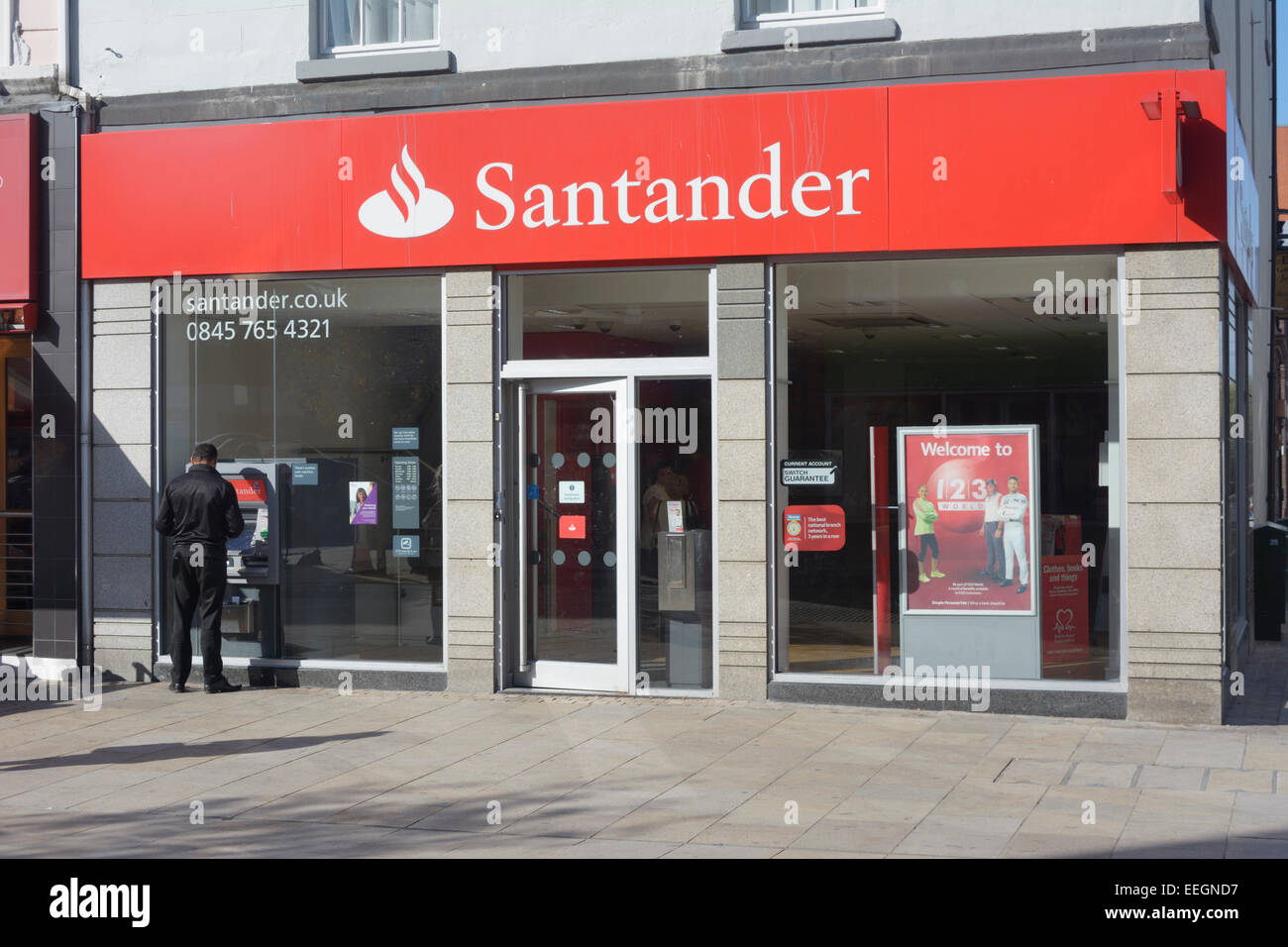 Santander bank branch hi-res stock photography and images - Alamy