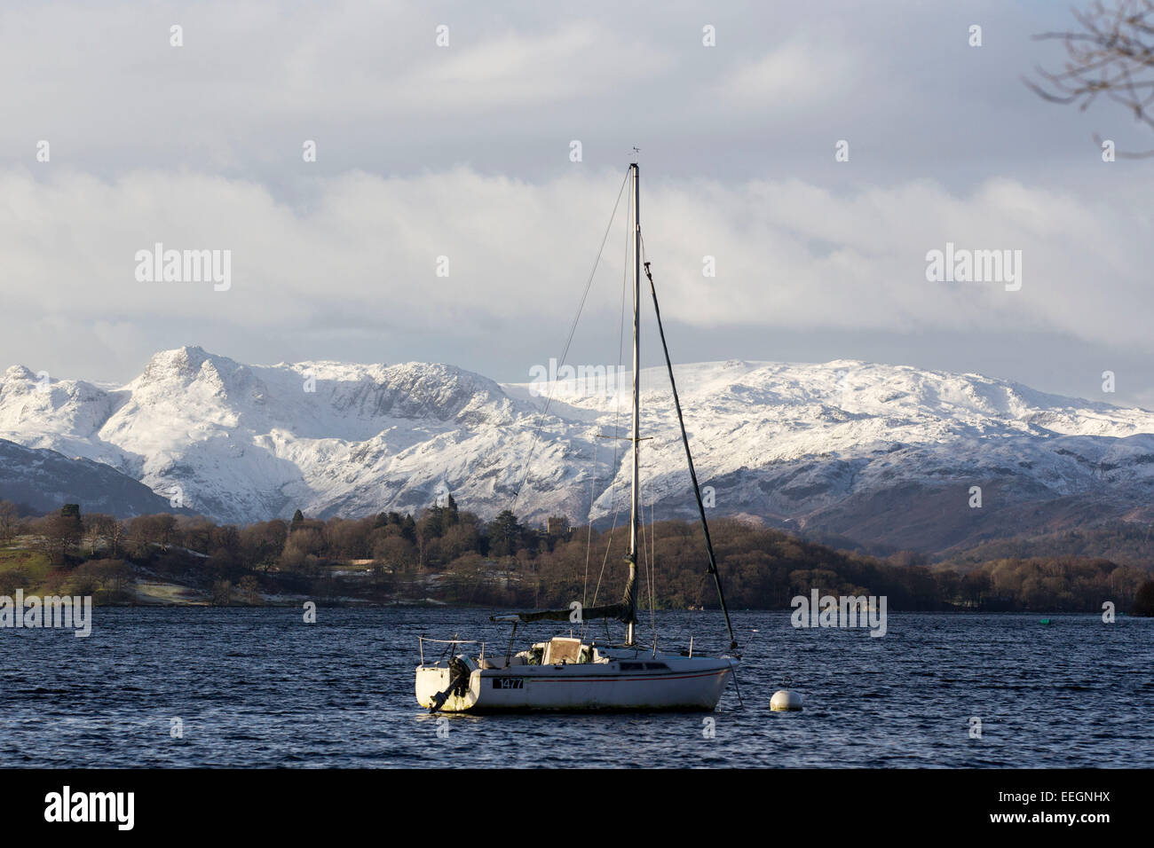 Lake Windermere Cumbria UK, 18th Jan 2015.Snow on the Langdale Pikes overlooking Wray Castle ...