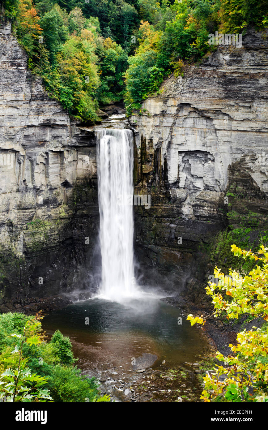 Waterfall at Taughannock Falls State Park Finger Lakes Region Ithaca ...