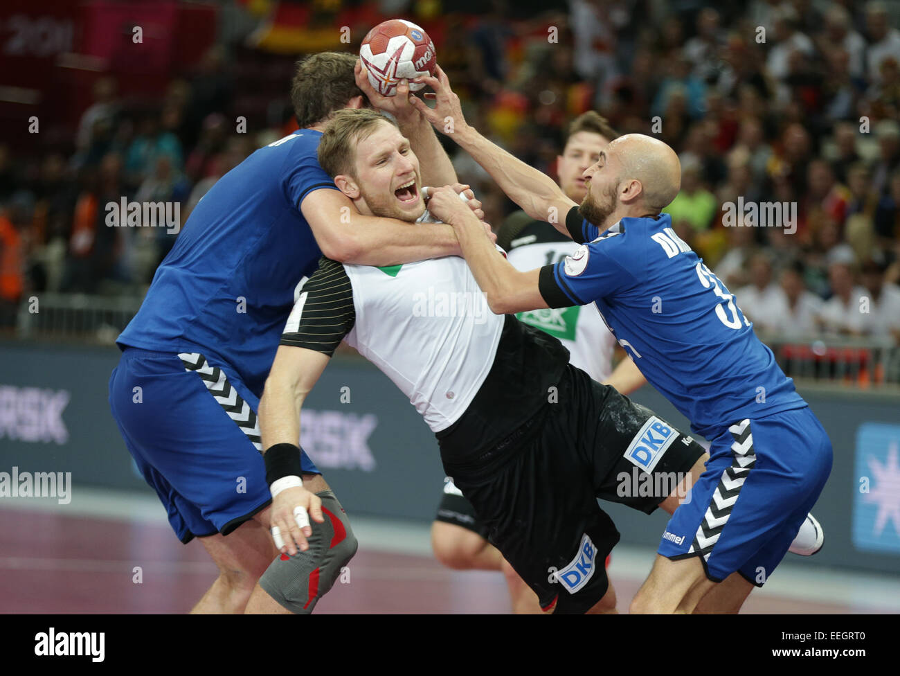 Doha, Qatar. 18th Jan, 2015. Russia's Egor Evdokimov (l-r), Germany's ...