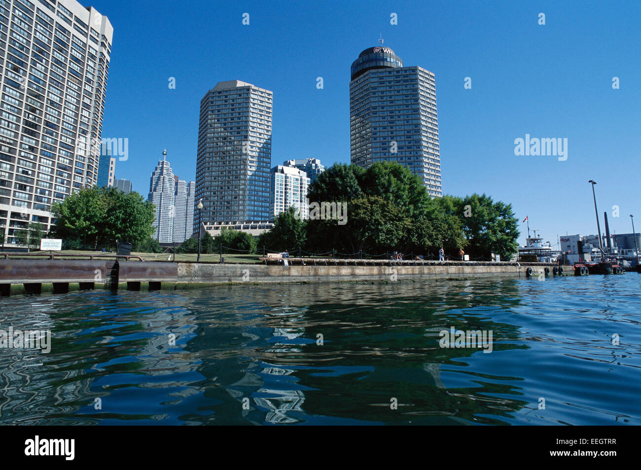 Toronto condo building exterior hi-res stock photography and images - Alamy