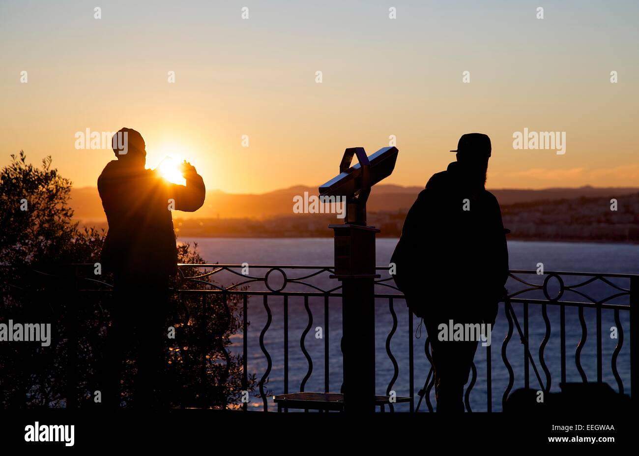 Capturing the sunset hi-res stock photography and images - Alamy