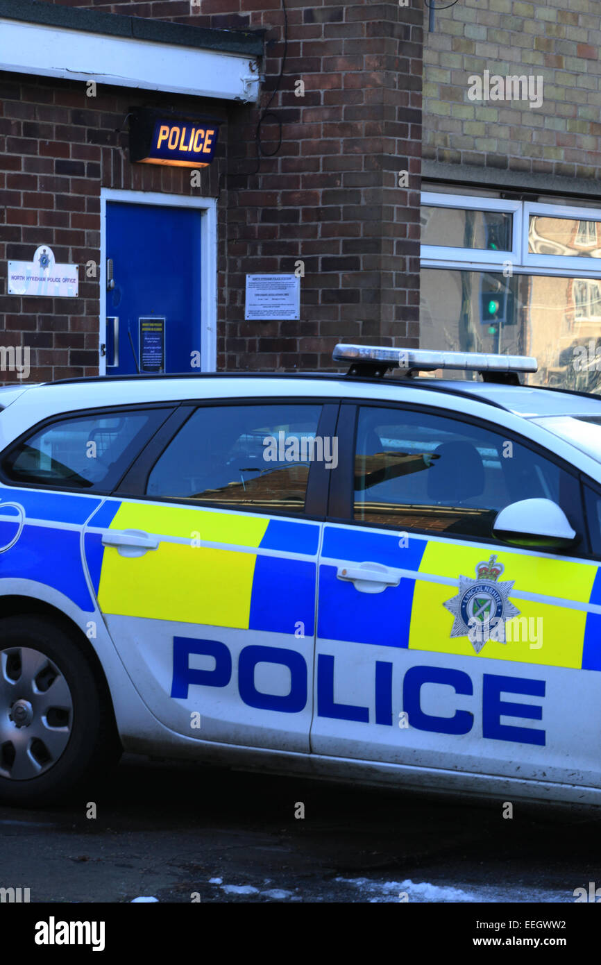 Police transit van, law, crime, cop, officer, emergency, security ...