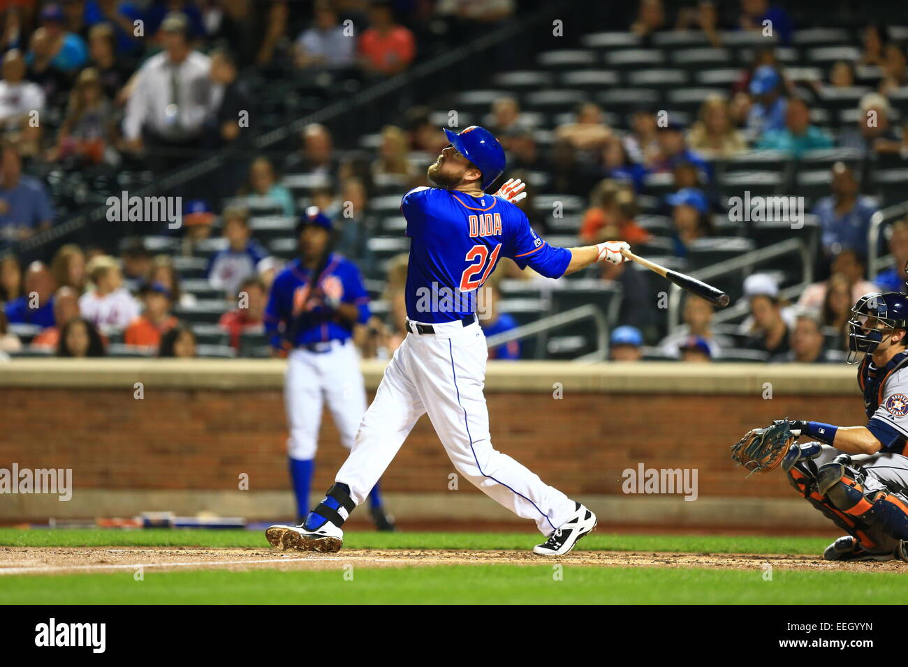 New York Mets Lucas Duda (21) flied out to center in the second inning ...