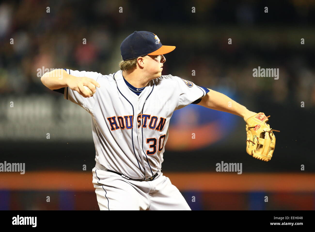 Houston Astros 3B Matt Dominguez (30) throws to 1B in the second inning ...