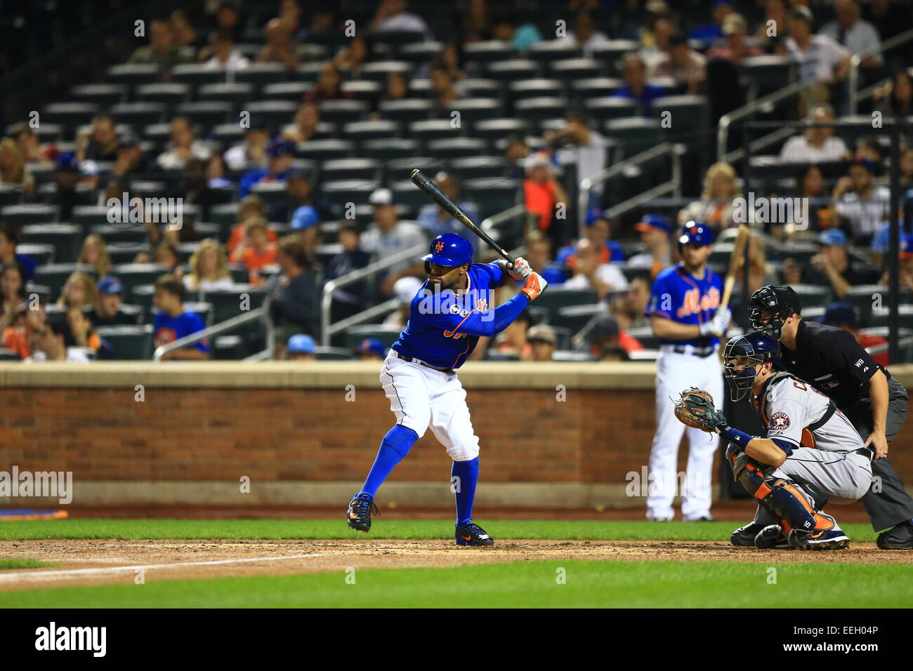 Queens, NY/USA – 27th Sept. 2014: New York Mets Eric Young Jr. bats ...