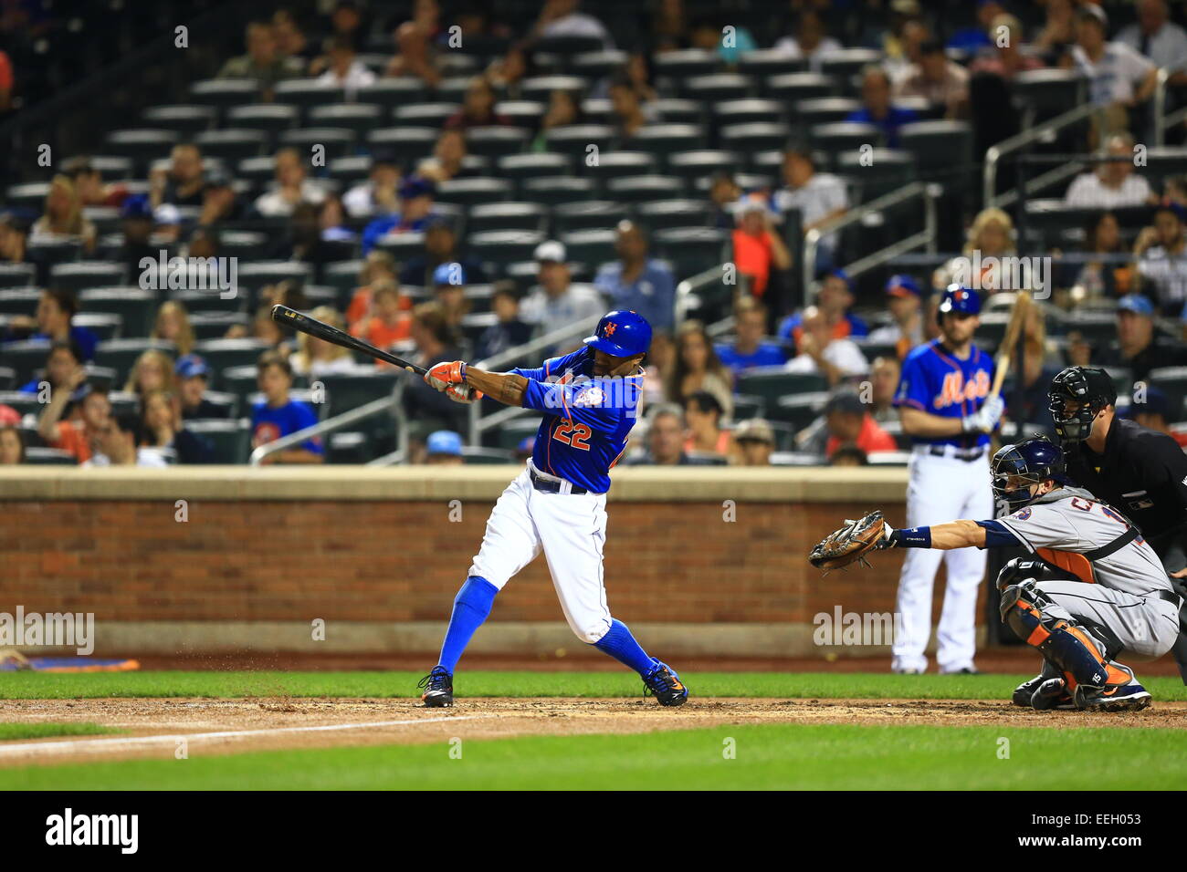 Queens, NY/USA – 27th Sept. 2014: New York Mets Eric Young Jr. bats ...