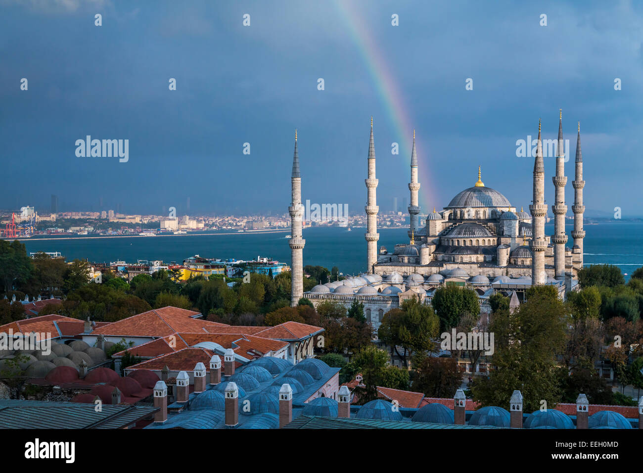 The Blue Mosque with a rainbow in Sultanahmet, Istanbul, Turkey Stock ...