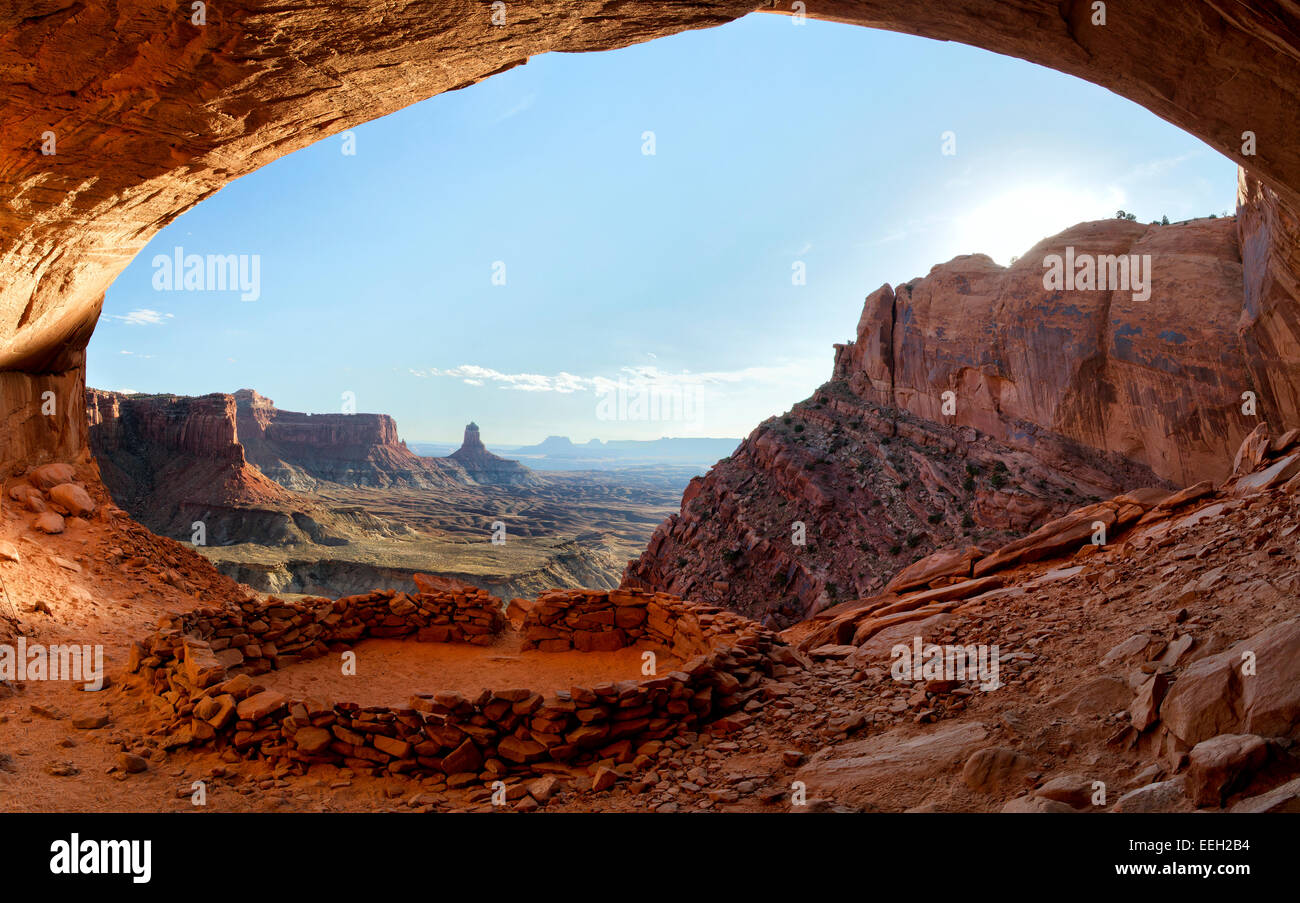 False kiva hi-res stock photography and images - Alamy