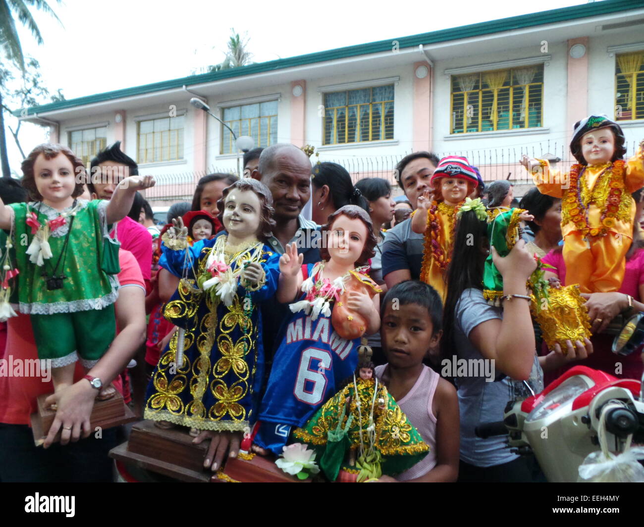 Manila, Philippines. 18th Jan, 2015. Thousands of Roman Catholic ...