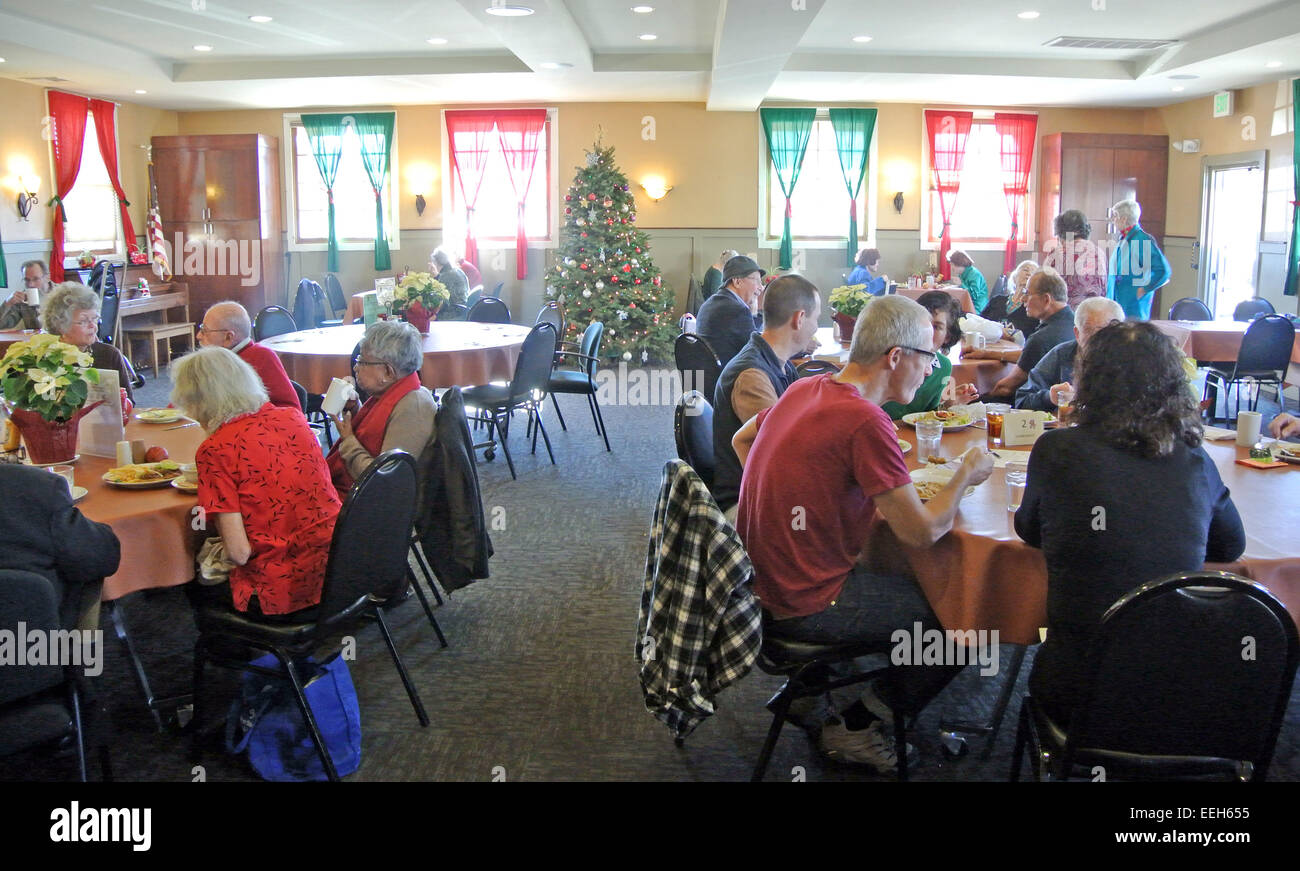 Homeless shelter hi-res stock photography and images - Alamy