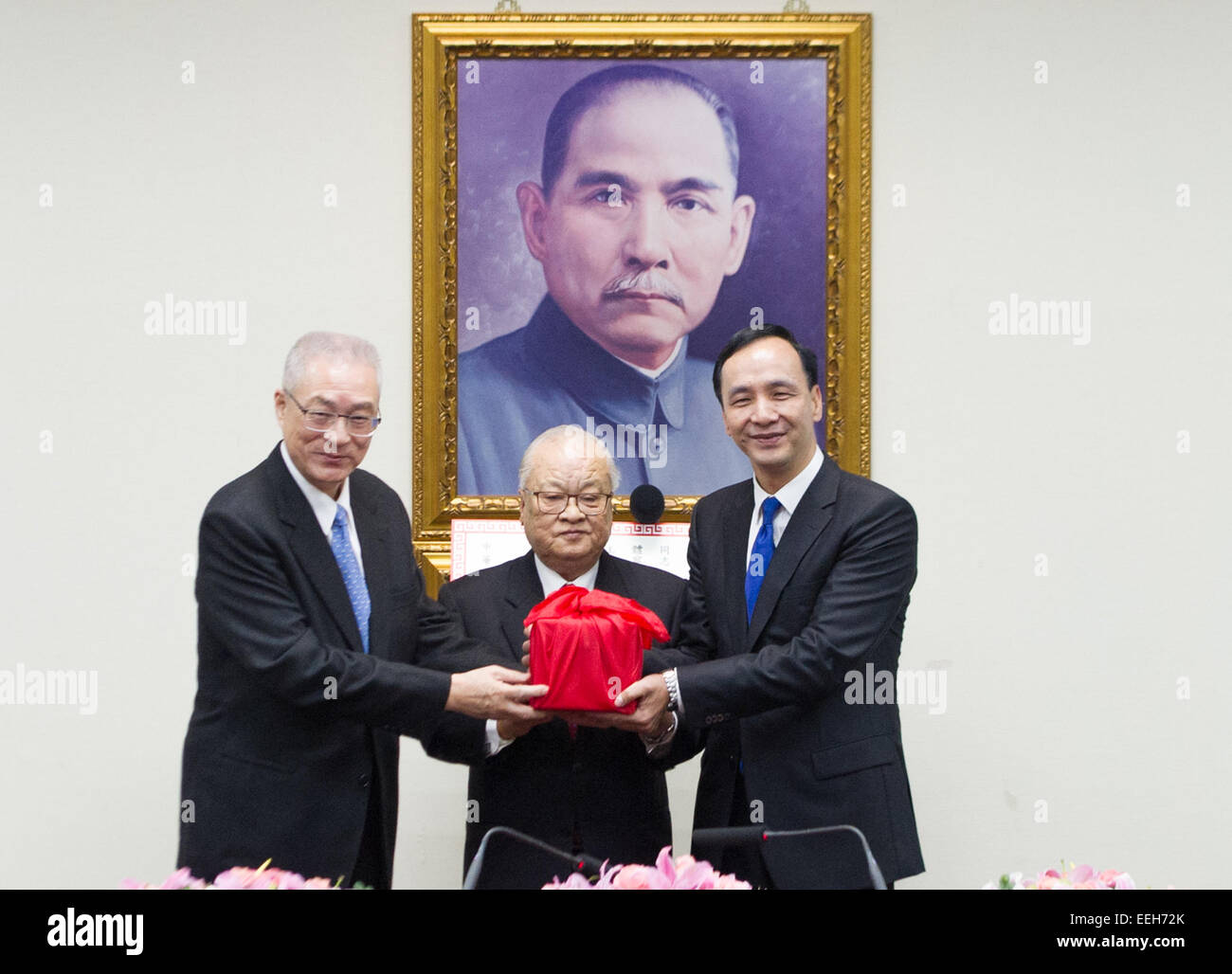 Taipei's Taiwan. 19th Jan, 2015. Newly elected Chinese Kuomintang (KMT ...