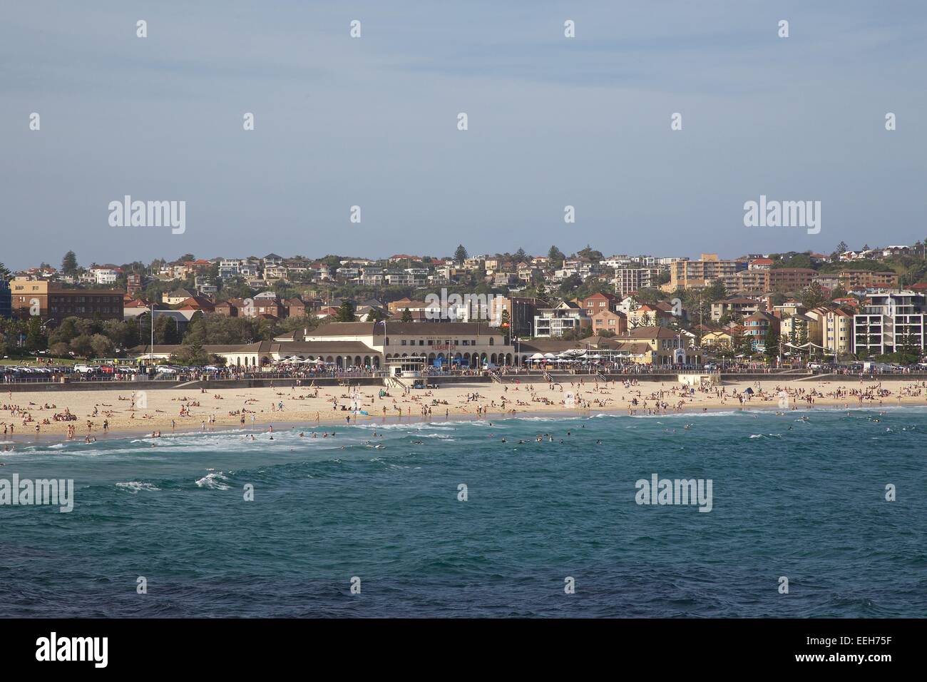 Bondi Beach in Sydney’s eastern suburbs on a sunny Sunday in summer ...