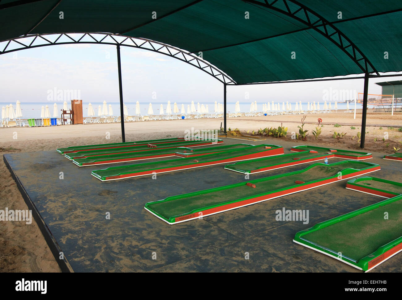 Golf installation hi-res stock photography and images - Alamy