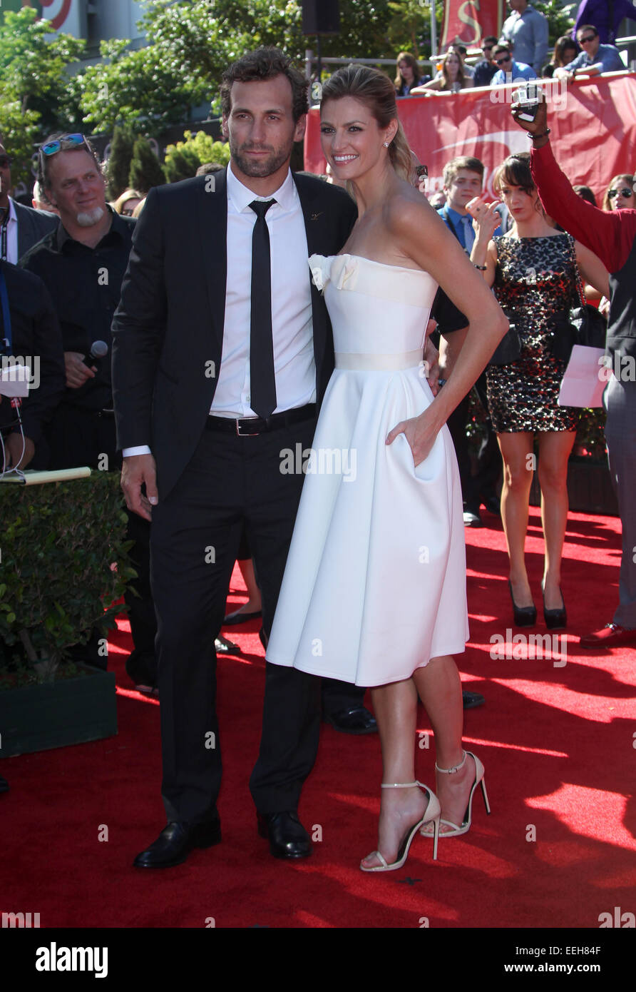 Jarret stoll erin andrews hi-res stock photography and images - Alamy