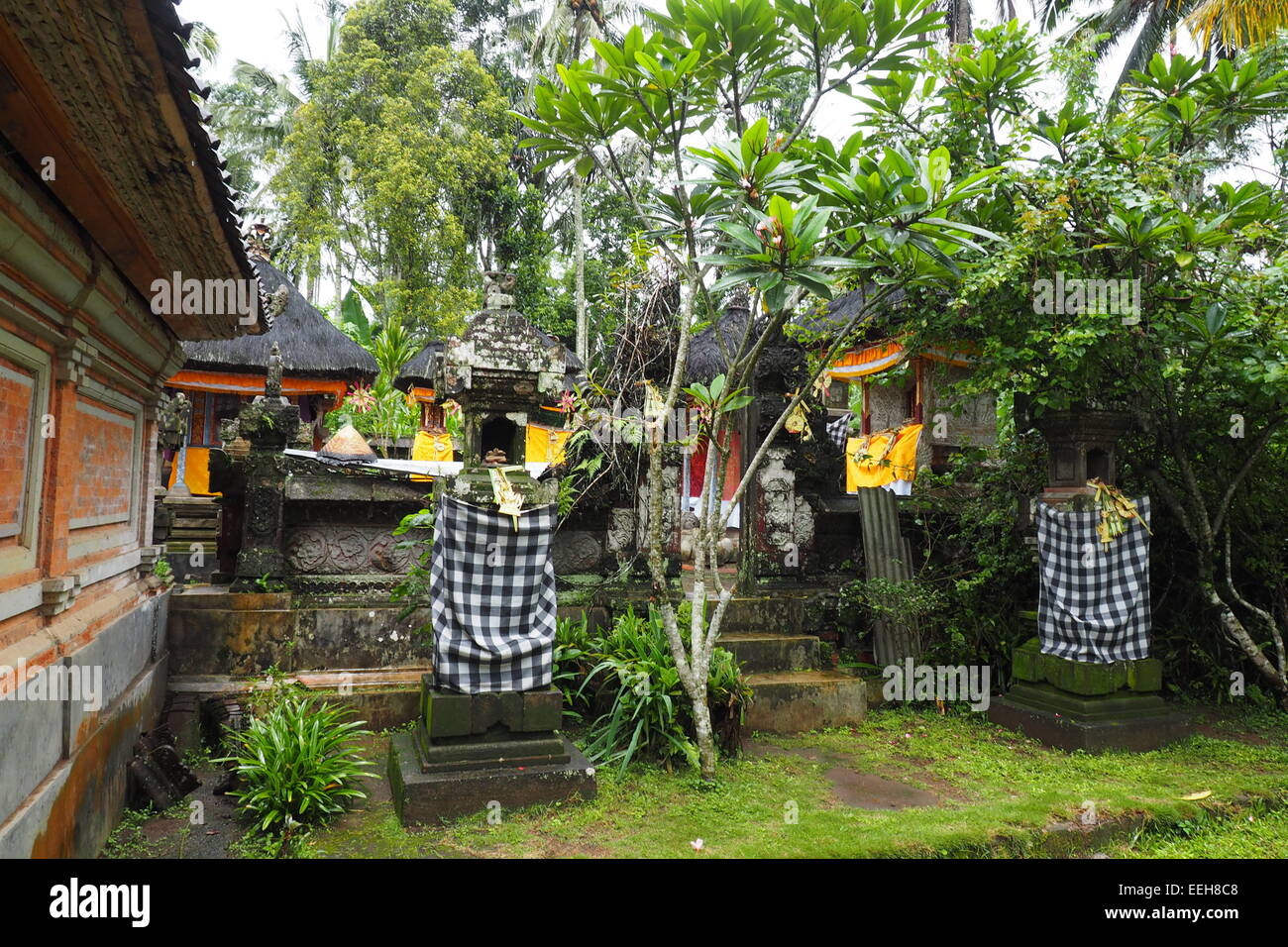 Private Hindu temple in a Balinese home in rural Bali Stock Photo - Alamy