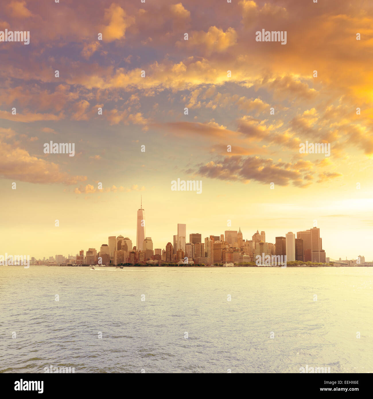 Manhattan New York skyline from NY bay in USA US Stock Photo - Alamy