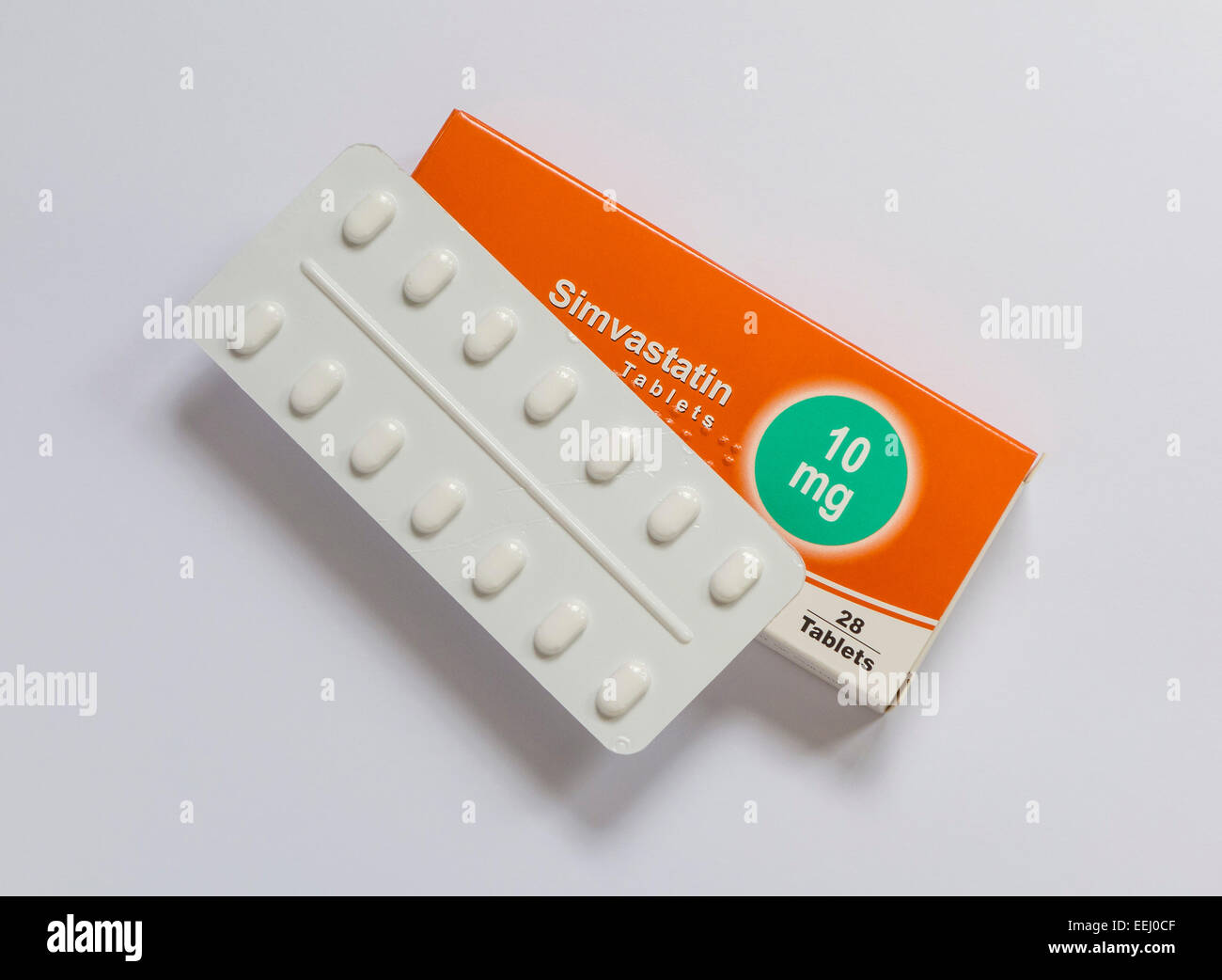 Simvastatin tablets hi-res stock photography and images - Alamy