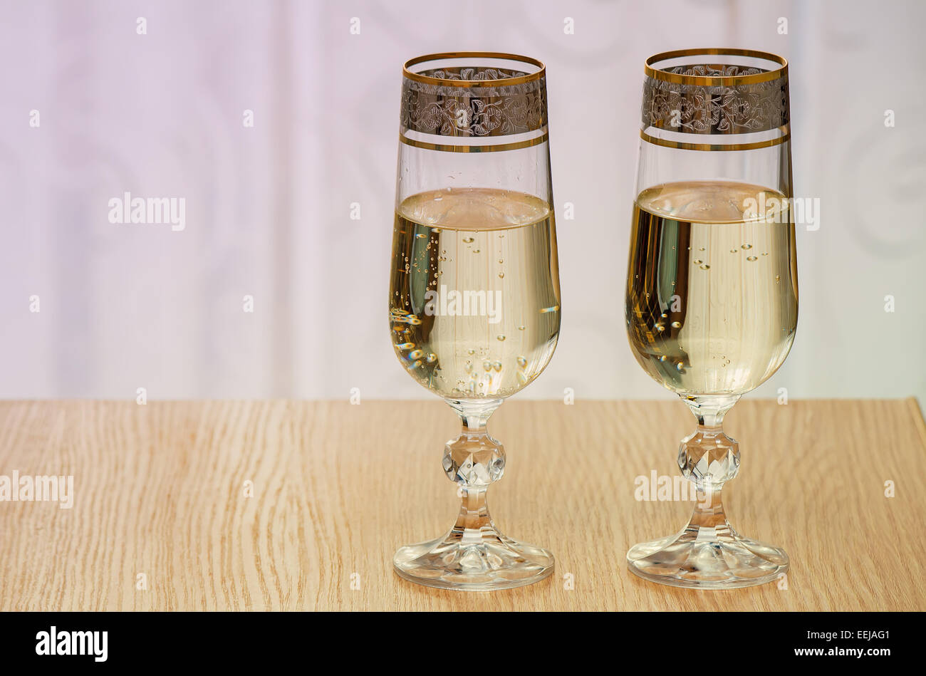 Close up champagne poured glass hi-res stock photography and images - Alamy