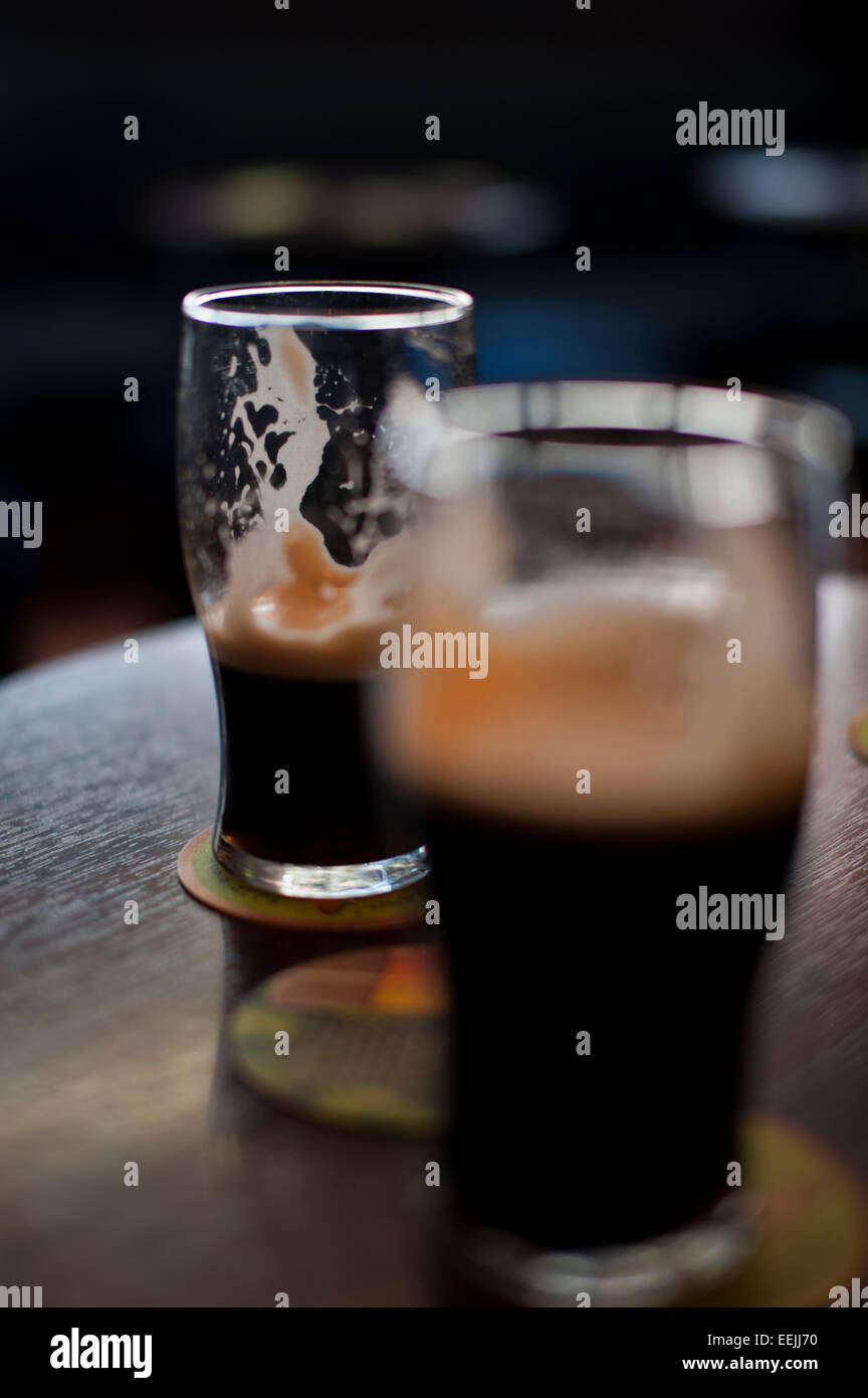 Empty pint of guiness hi-res stock photography and images - Alamy