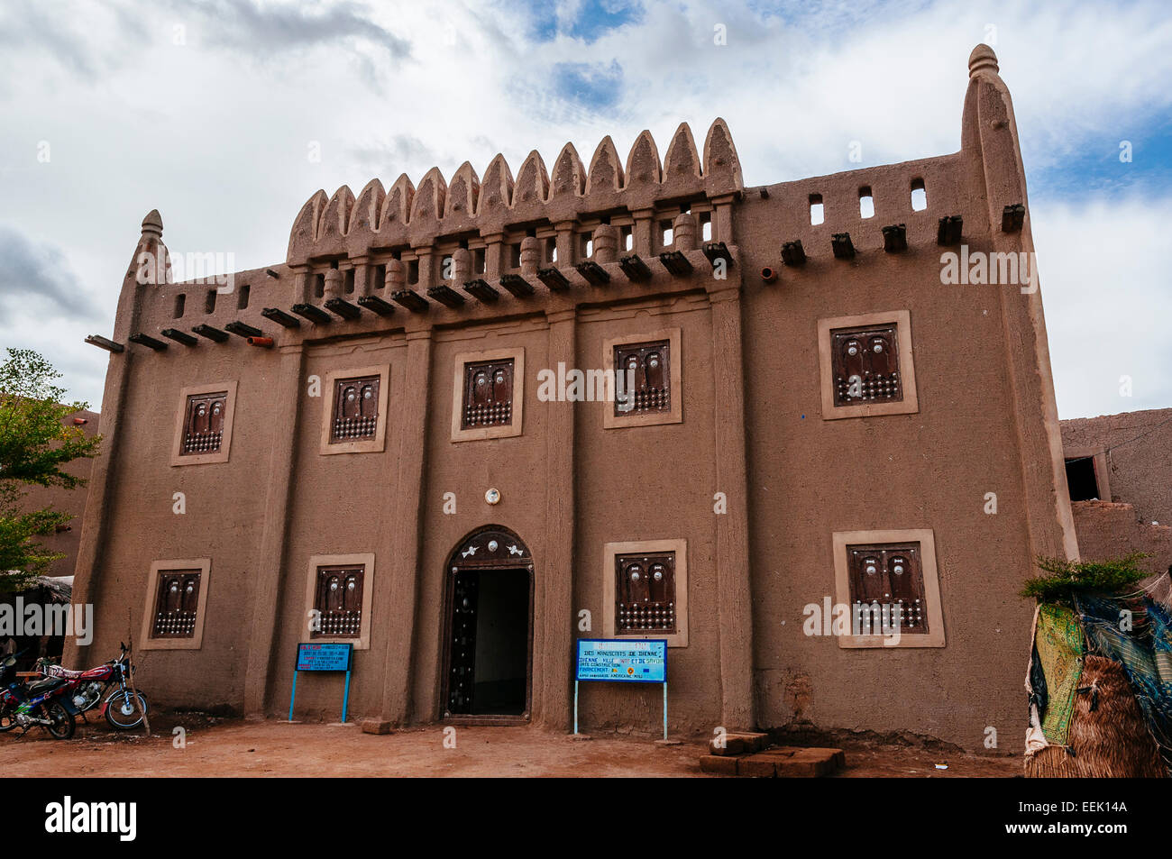 Manuscript library in Djenne. Mali Stock Photo - Alamy