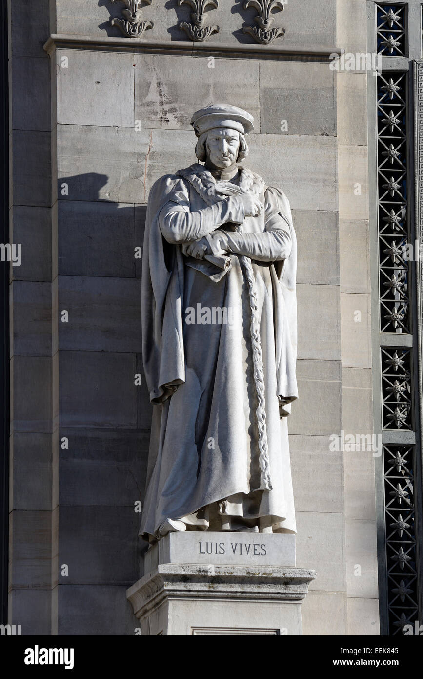 Paseo de recoletos hi-res stock photography and images - Alamy