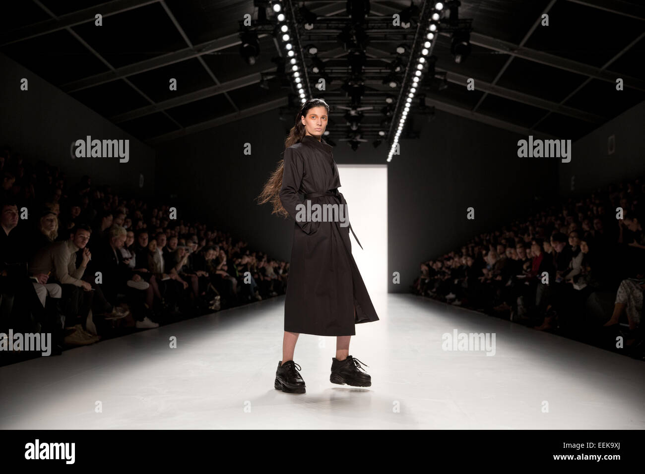Models present designs from PEARLY WONG at the Mercedes Benz Fashion ...