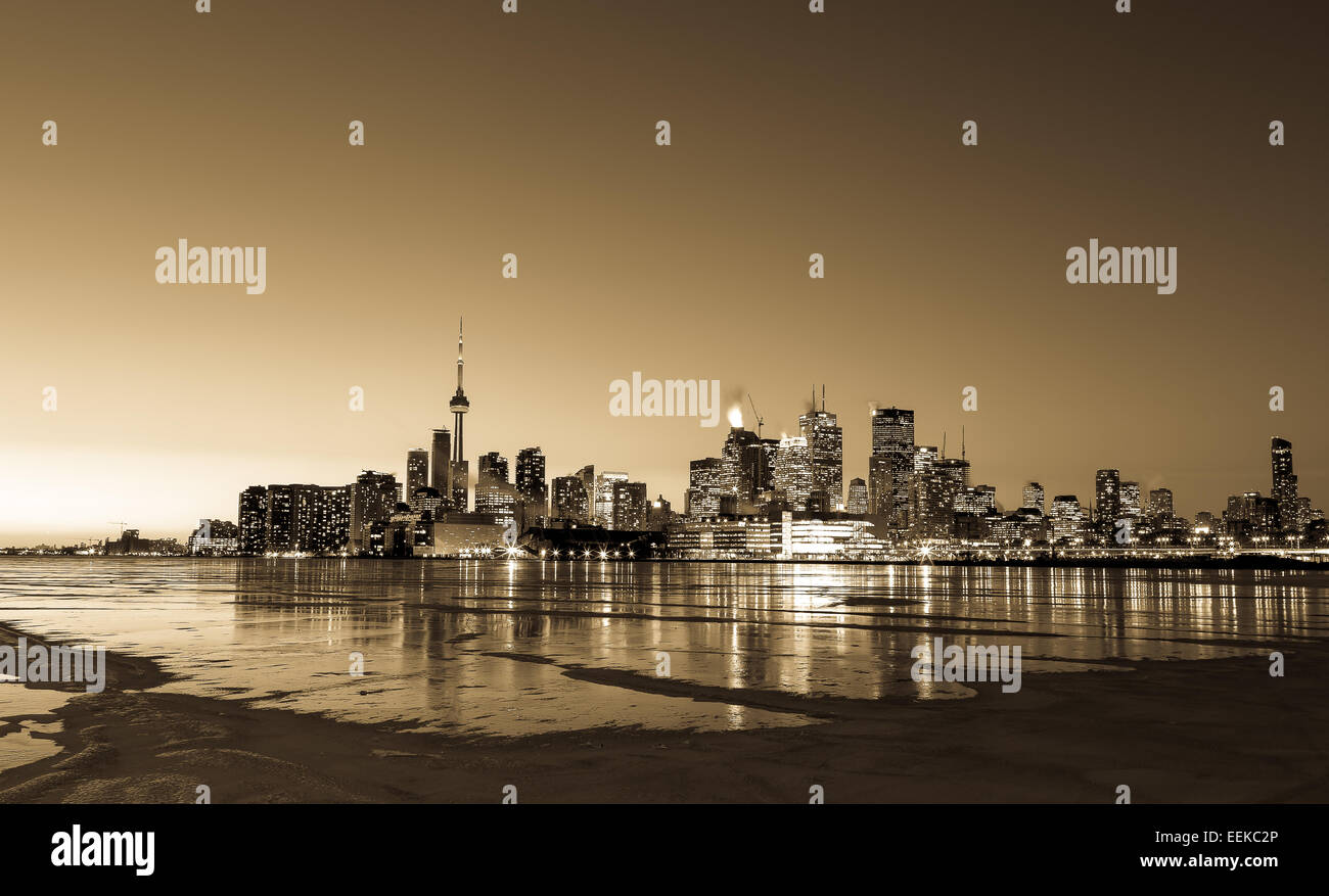 Canada skyline snow hi-res stock photography and images - Alamy