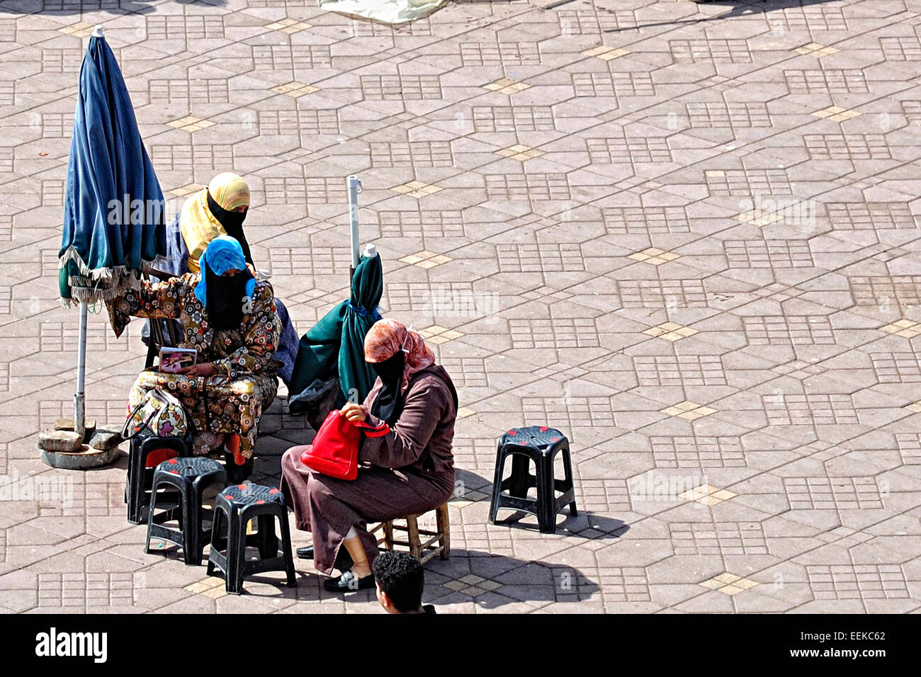 Henna tatoo stall. Marrakech, Morocco Stock Photo - Alamy