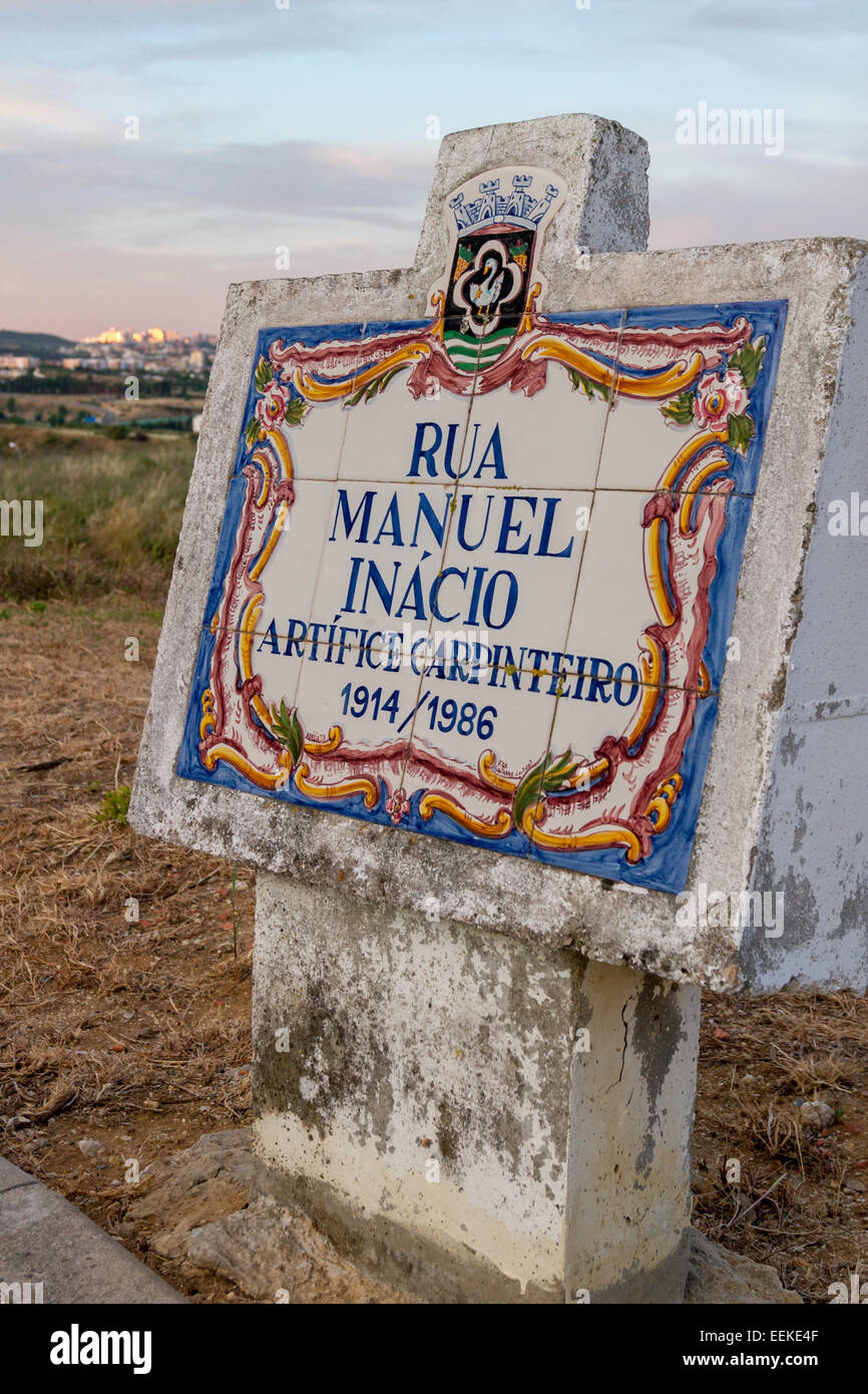 Road sign portugal hi-res stock photography and images - Alamy