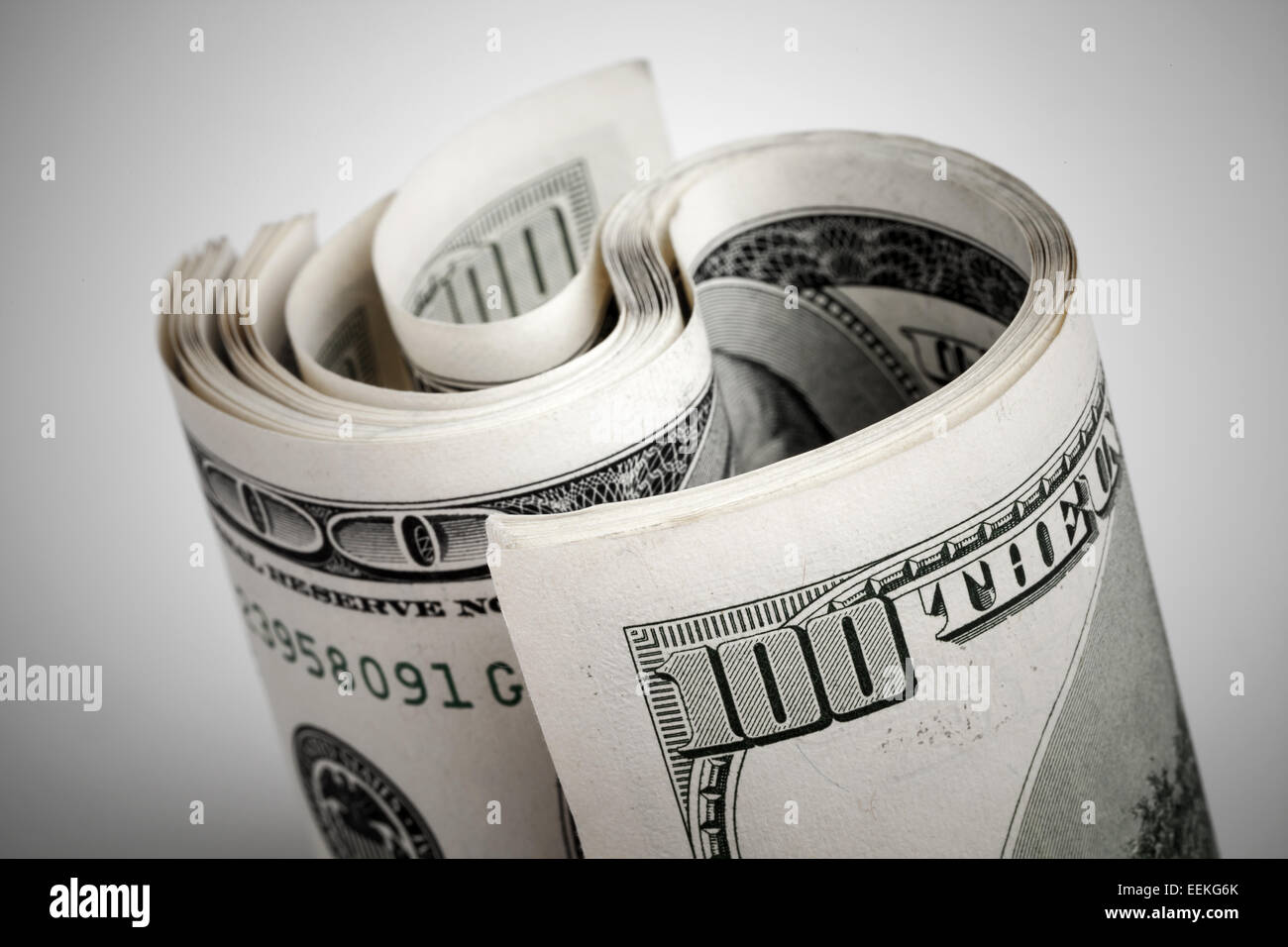 Curved money hi-res stock photography and images - Alamy