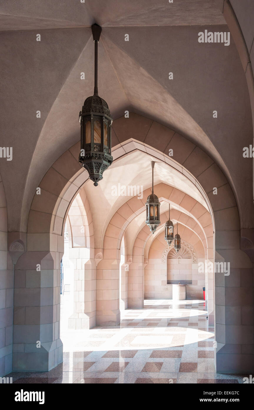 Courtyard Sultan Qabooos mosque Muscat, Oman Stock Photo - Alamy