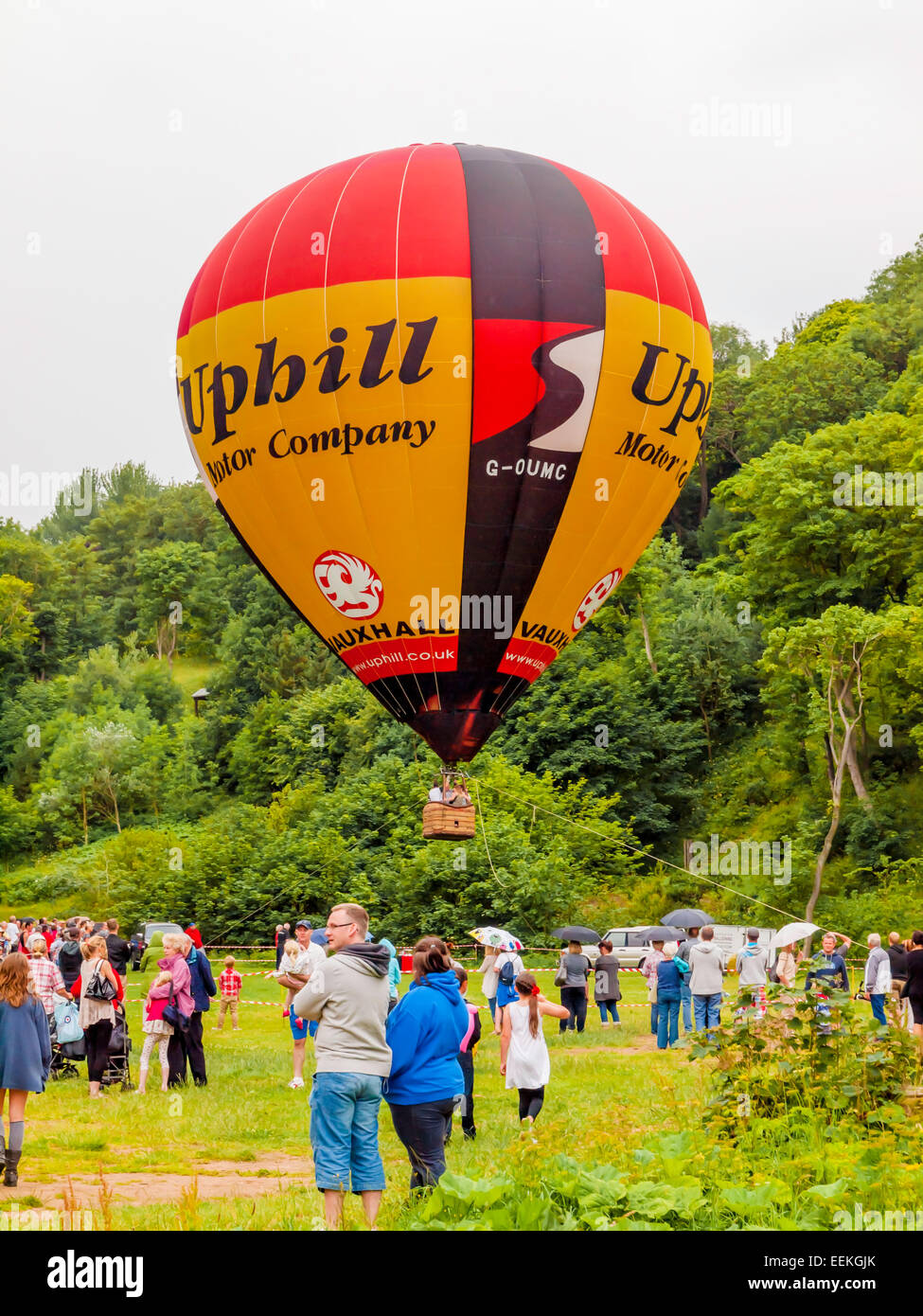 Hot air balloon advertising hi-res stock photography and images - Alamy