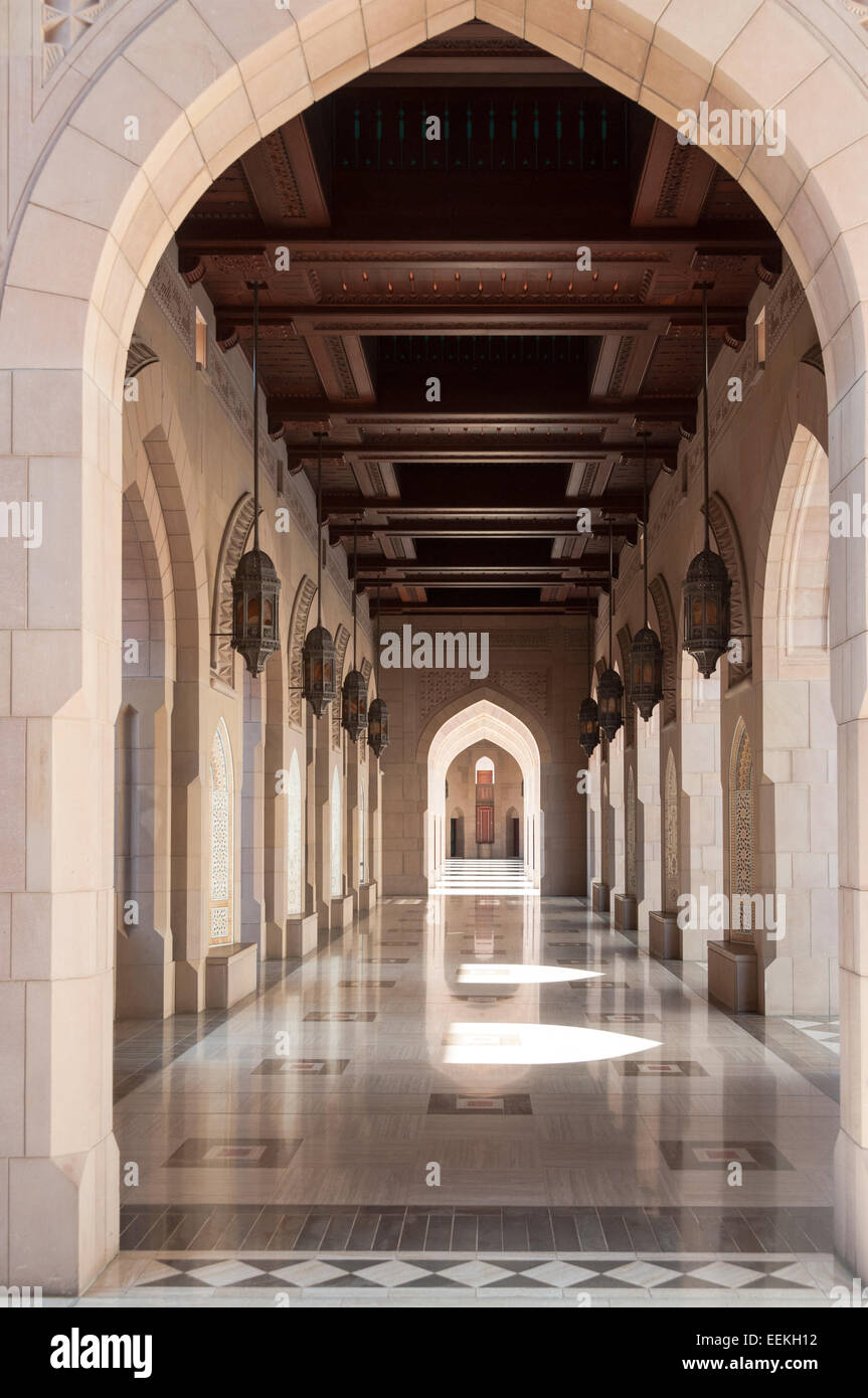 Muscat lamps hi-res stock photography and images - Alamy