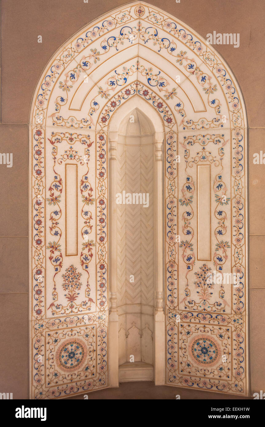 Mosaic tiles in a mosque Stock Photo - Alamy