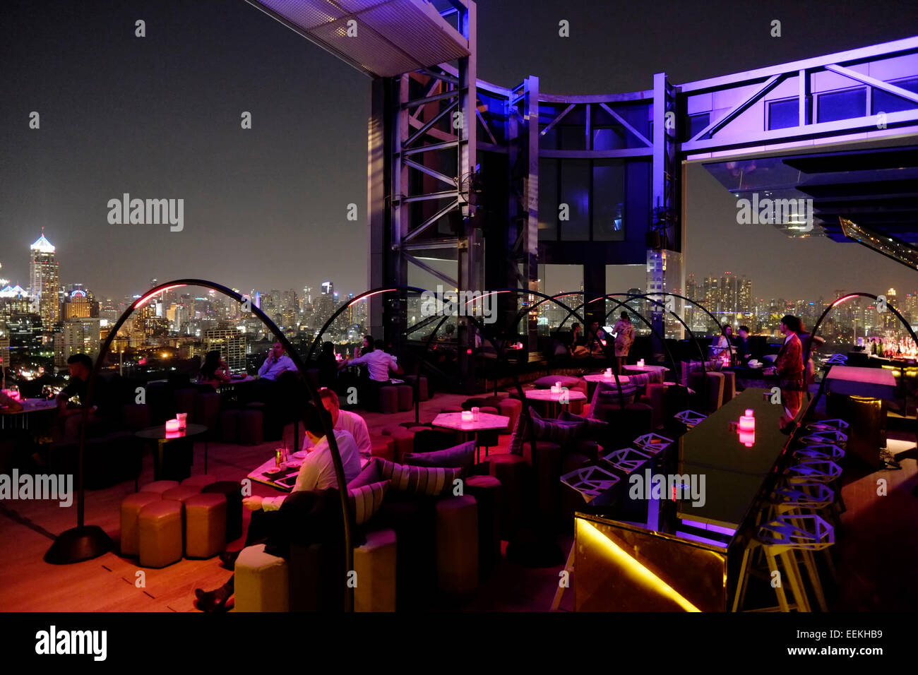 Sofitel hotel bar hi-res stock photography and images - Alamy