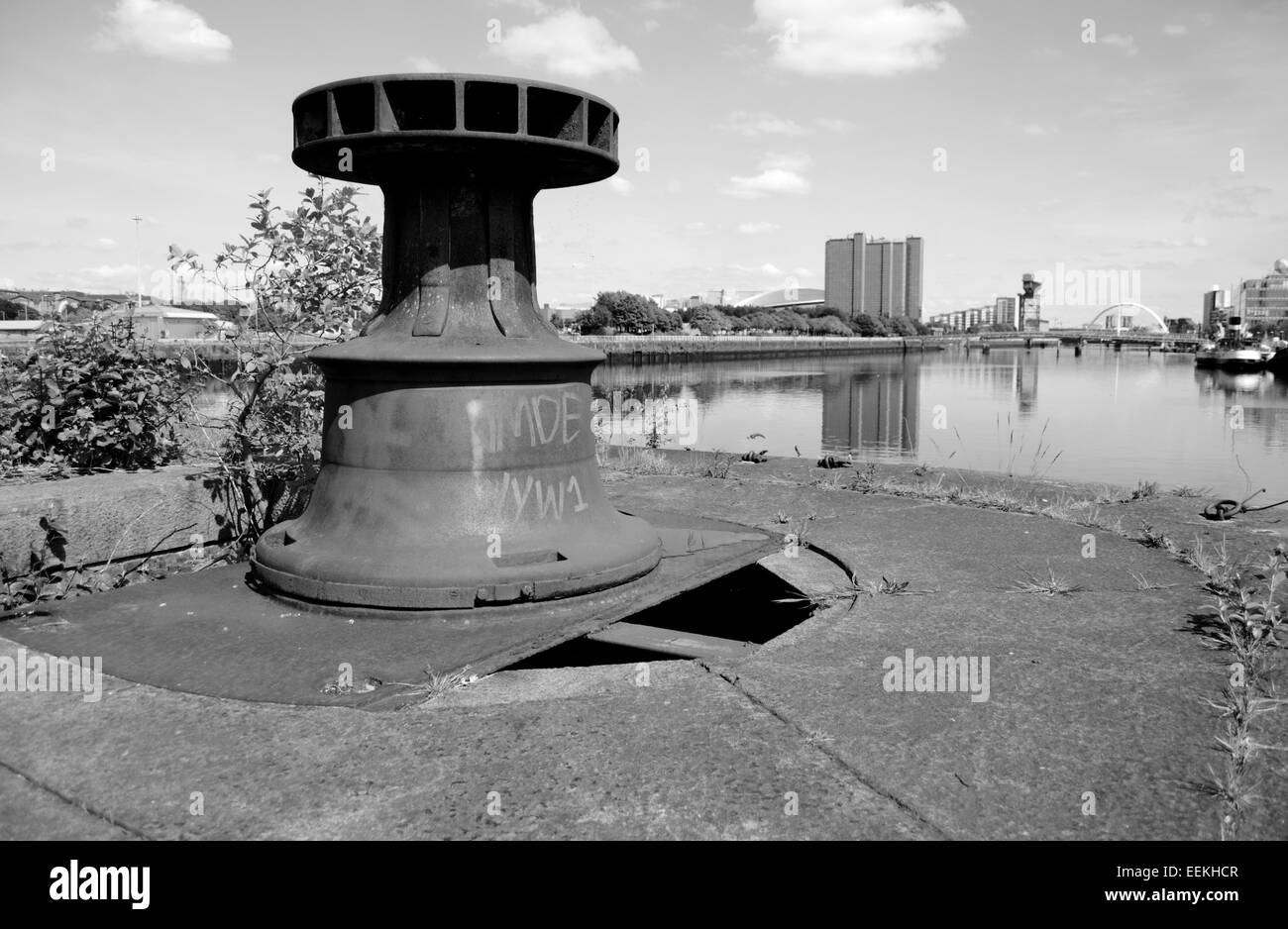 Capstan at Govan Graving Docks in Glasgow, Scotland Stock Photo - Alamy