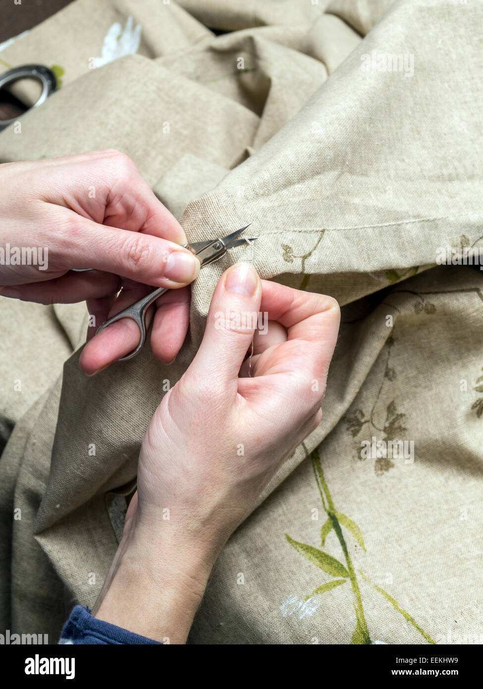 Unraveling fabric hi-res stock photography and images - Alamy