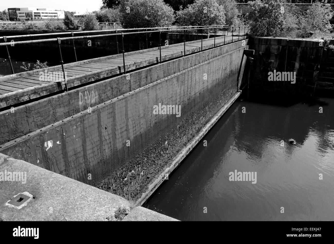 Caisson gate at Govan Graving Docks in Glasgow, Scotland Stock Photo ...