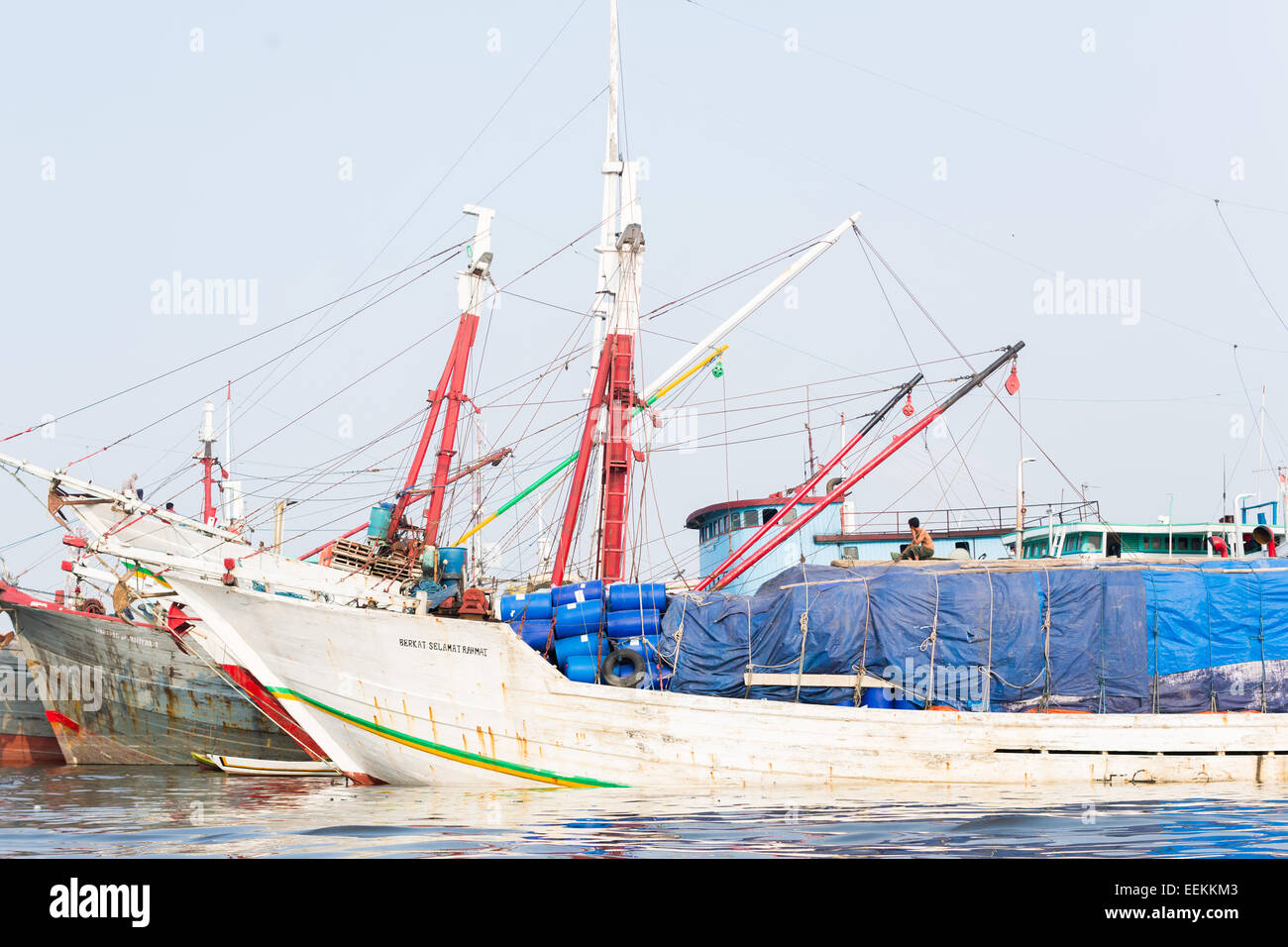Harbour ship and boat docks in Jakarta, Indonesia Stock Photo - Alamy