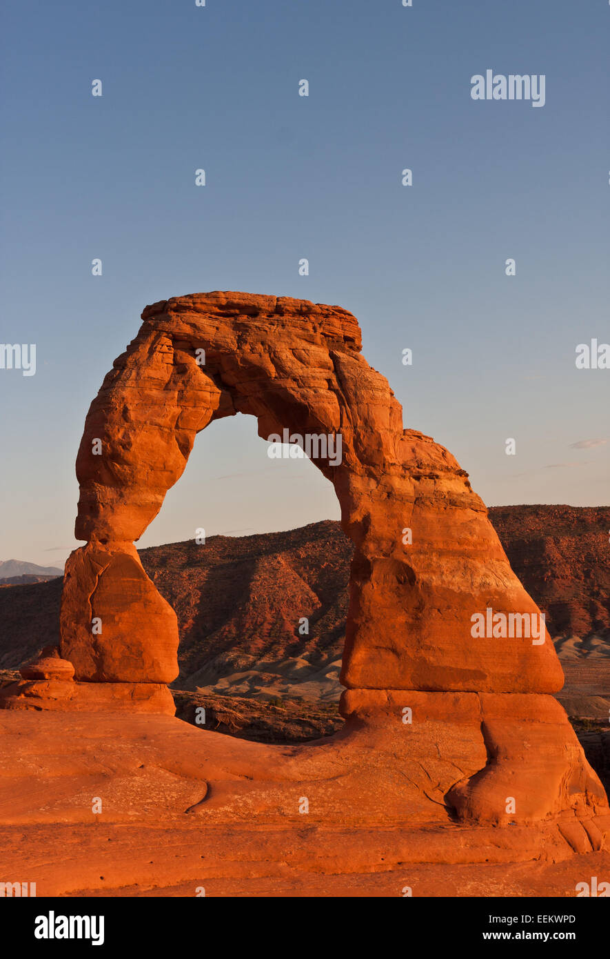 Angle arch hi-res stock photography and images - Alamy