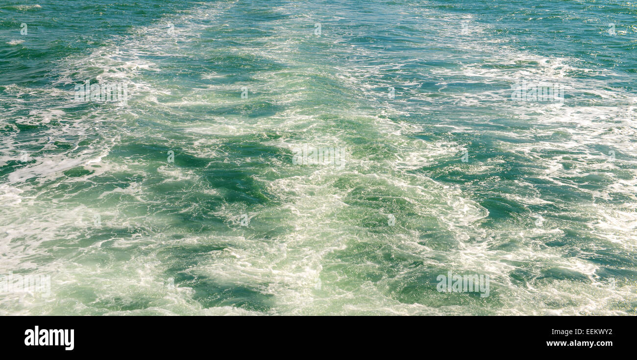 Tropical ocean water wake hi-res stock photography and images - Alamy